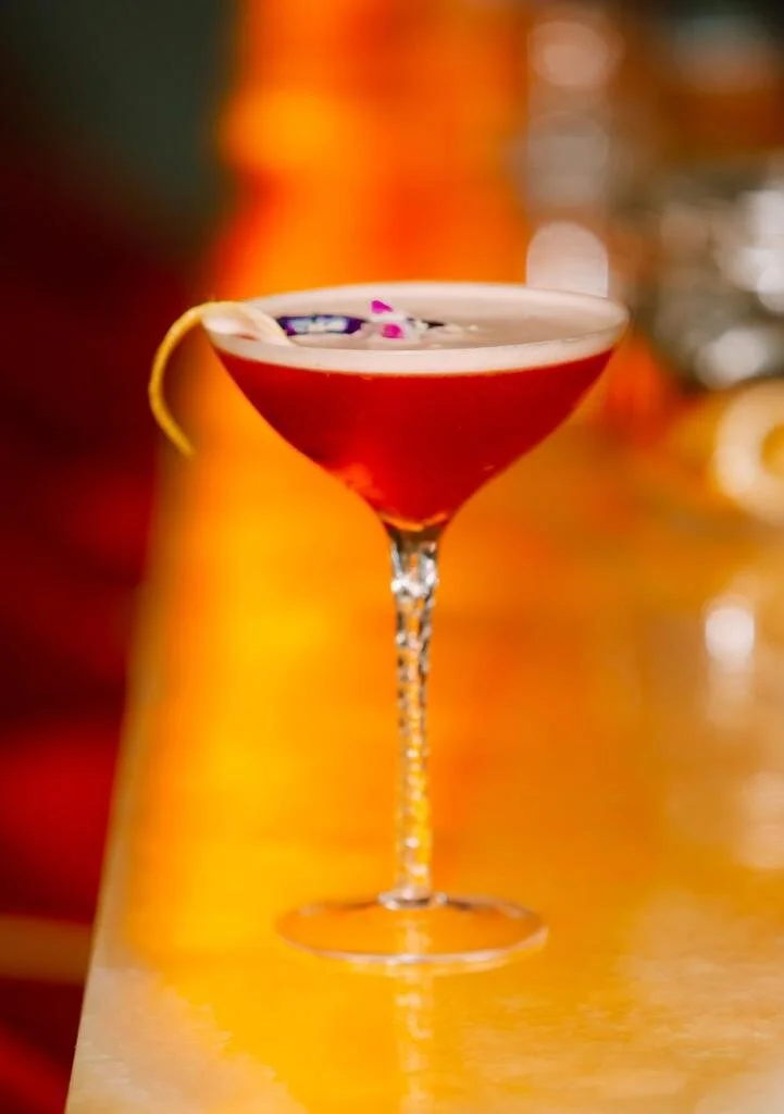 LUNA GIN BAR & COCKTAILS. WEST HAMPSTEAD. LONDON — CONCEPTOR