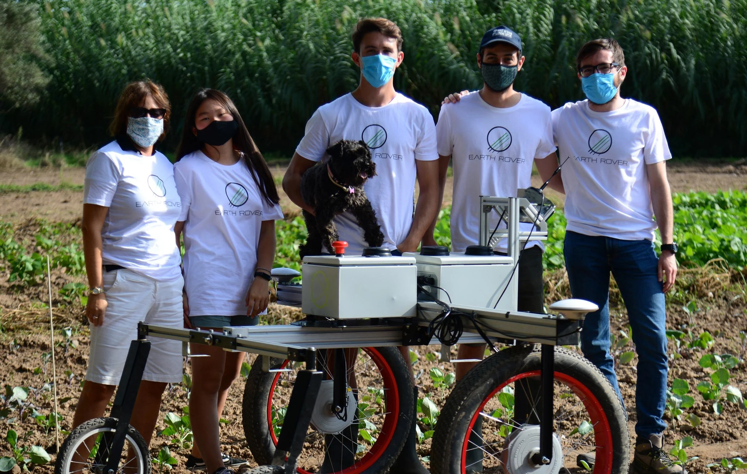 Investors — Earth Rover