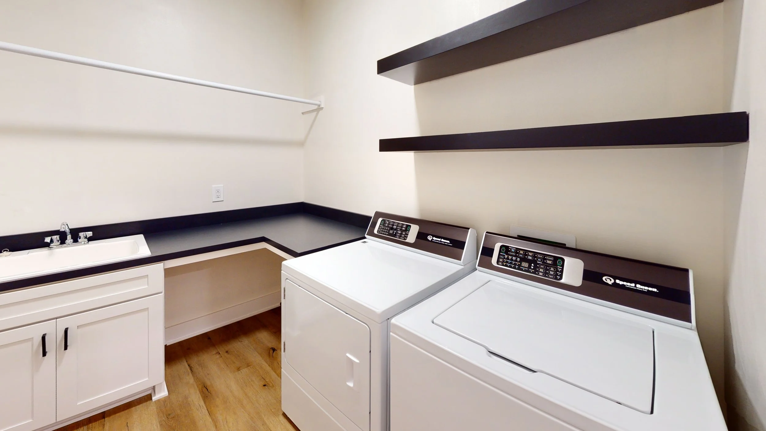 Helen Scott Custom Builders Fall 2022 —2021 Parade of Homes - Portage ...