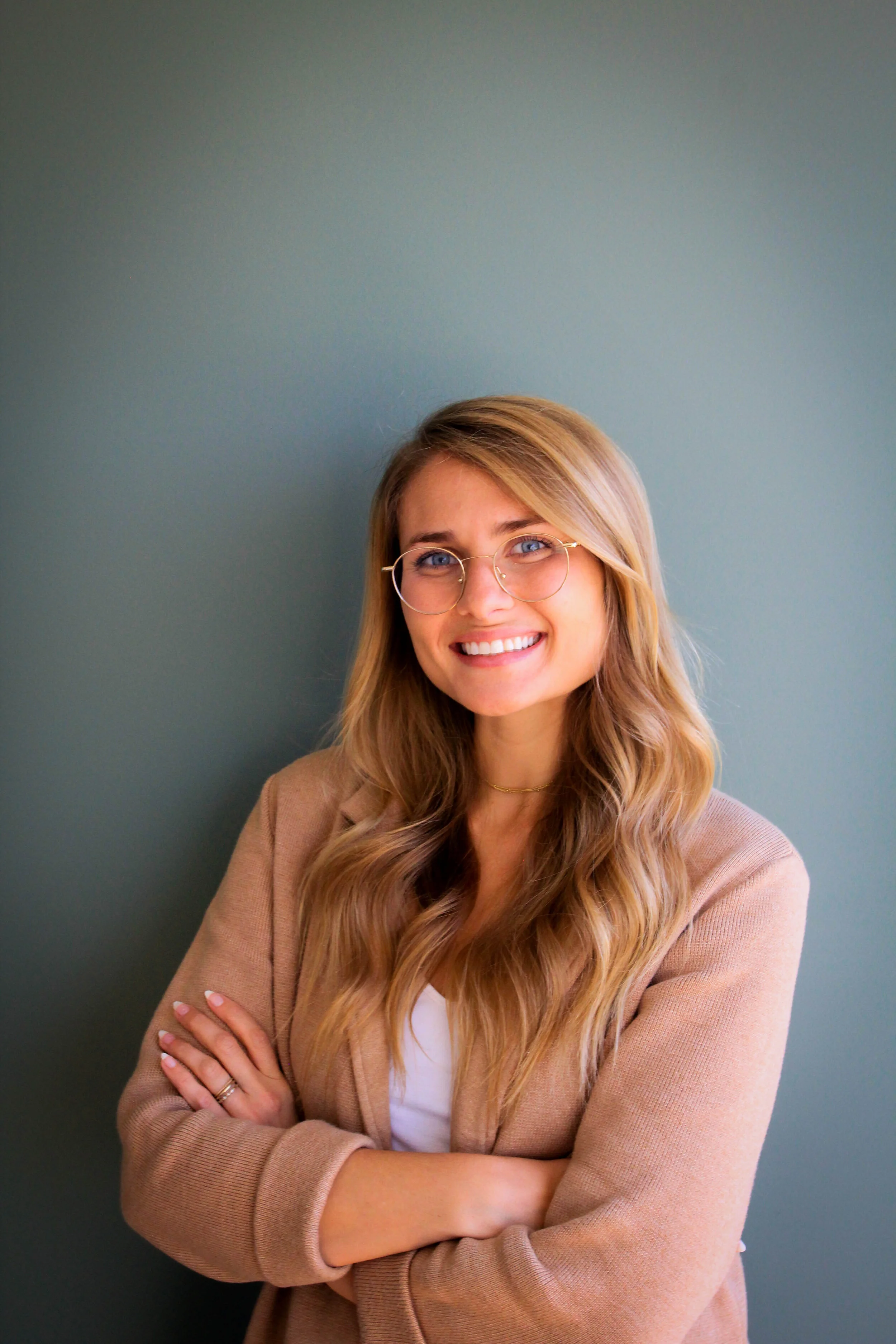 Dr. Danielle Cornacchio | WaveMind