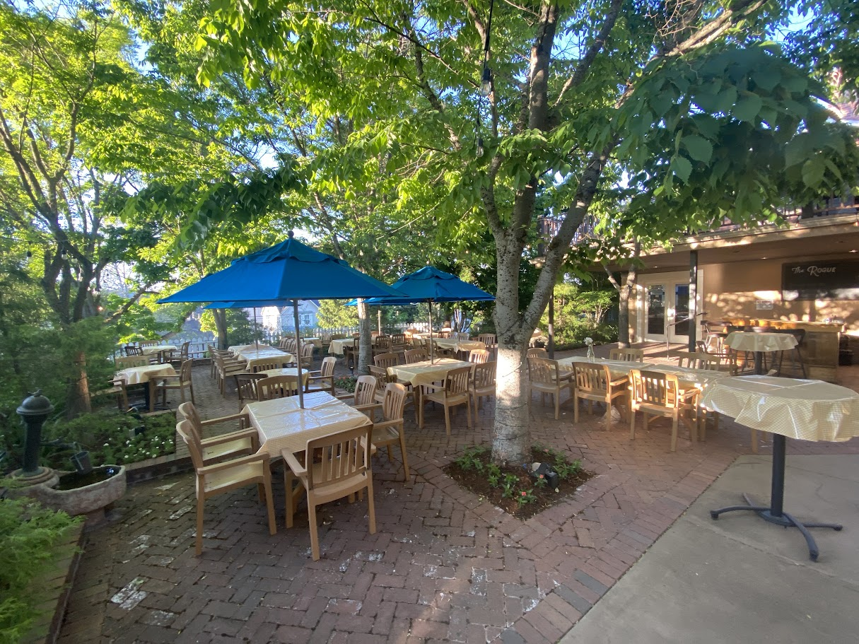 Rogue Ales opening Southern Oregon location in former Schoolhaus ...