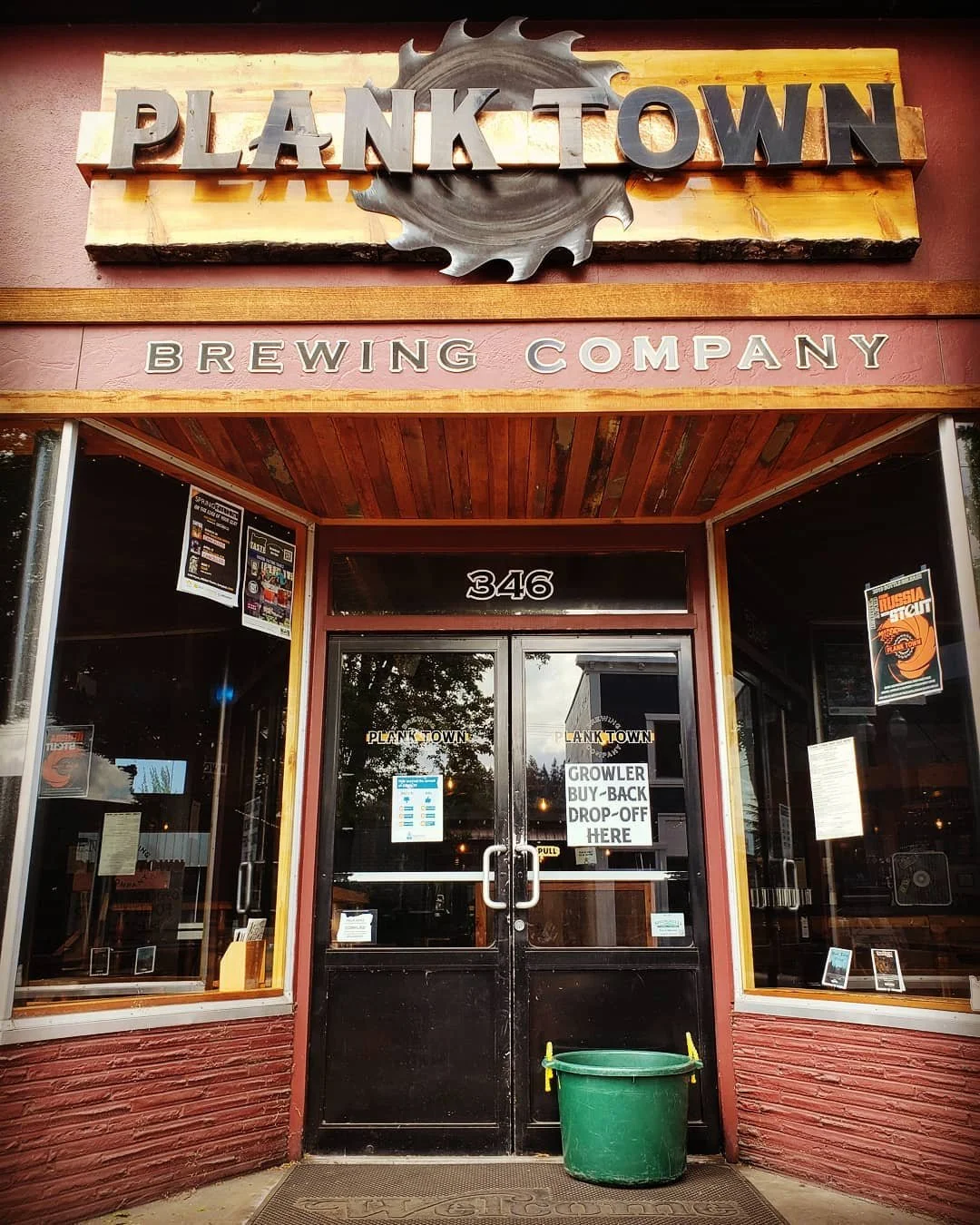 Plank Town Brewing celebrates milestone 10th Anniversary — New School ...