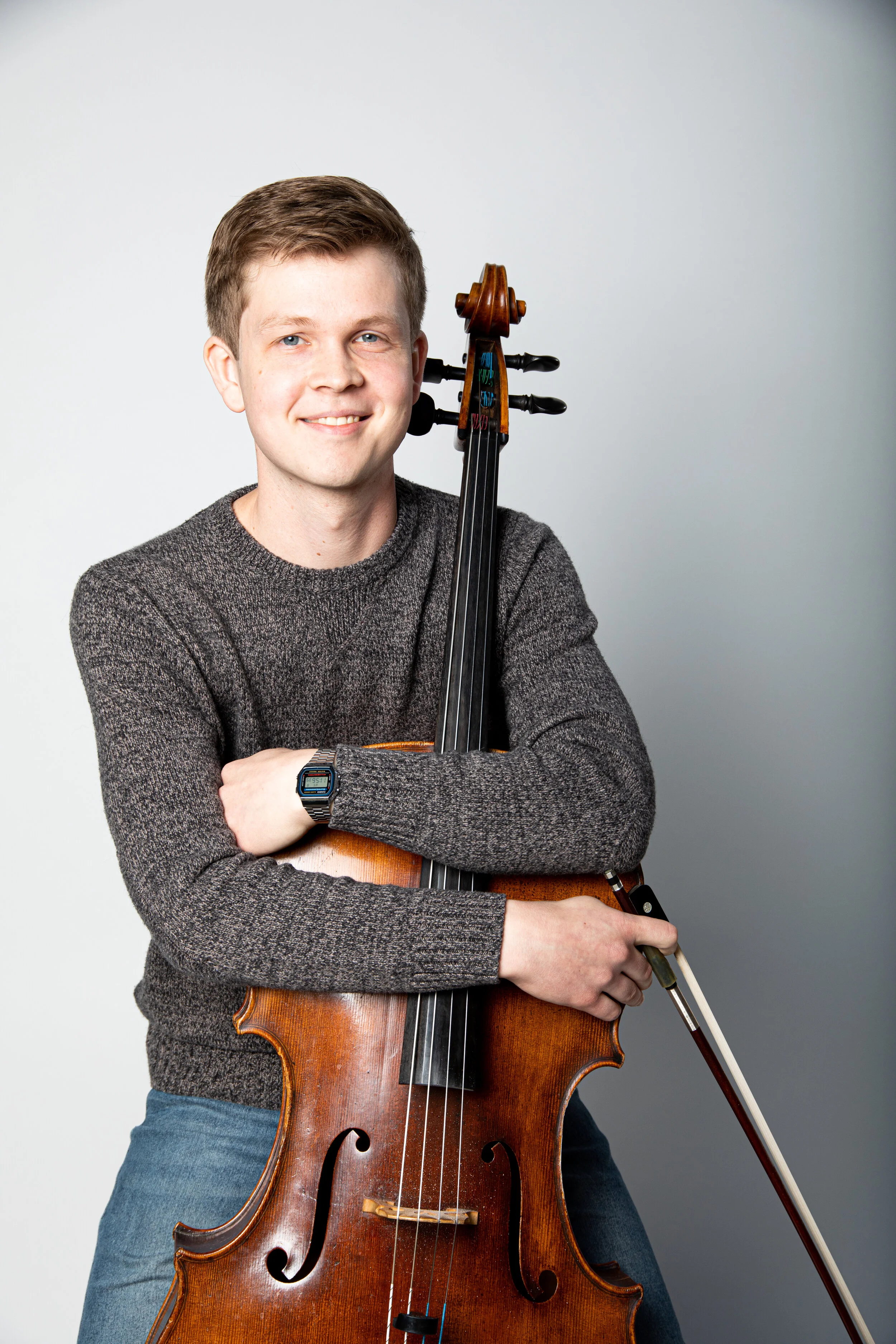 Lucas Button | cello
