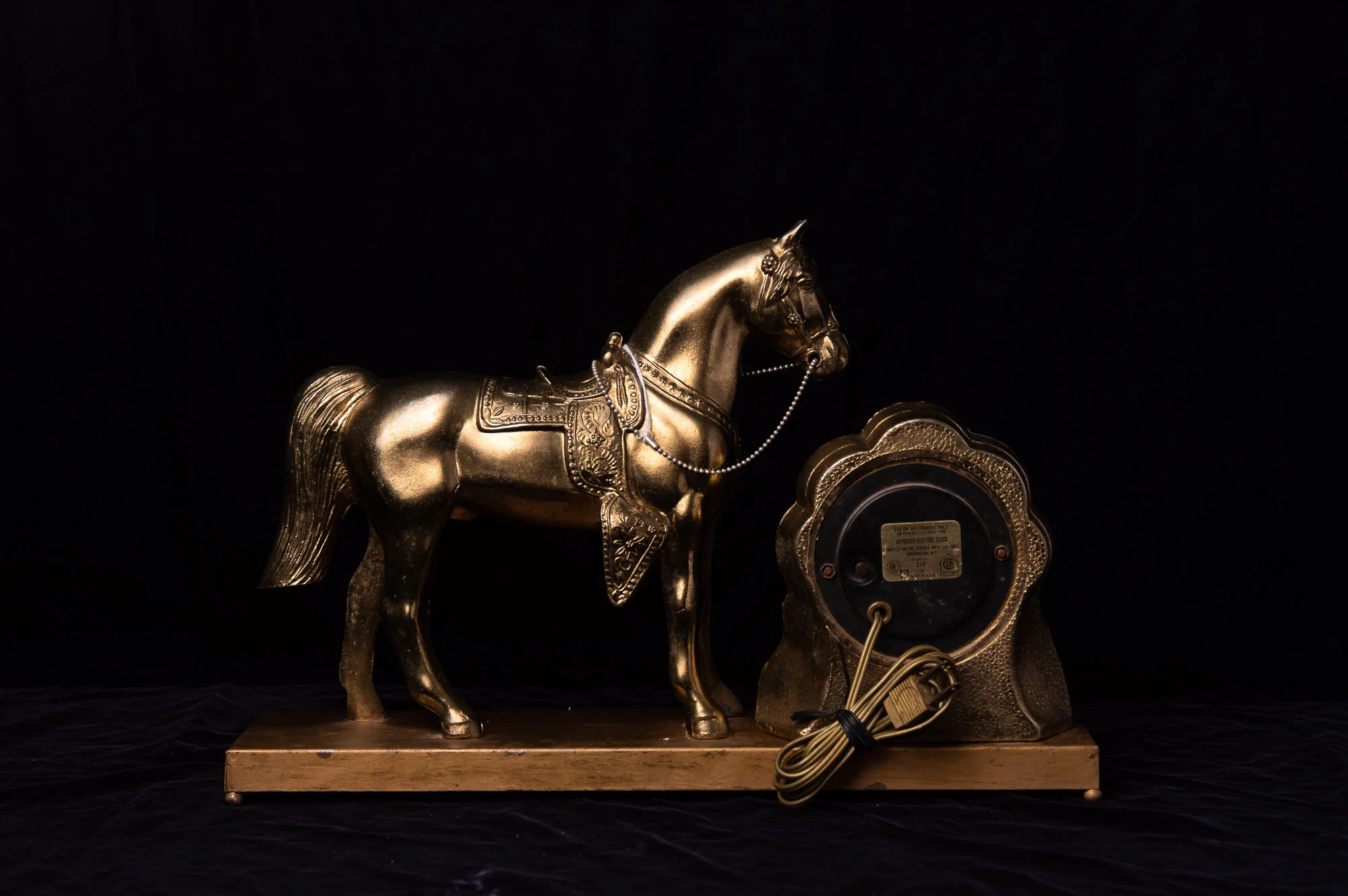 Antique Horse Clock United Clock Co. — Old West Collector