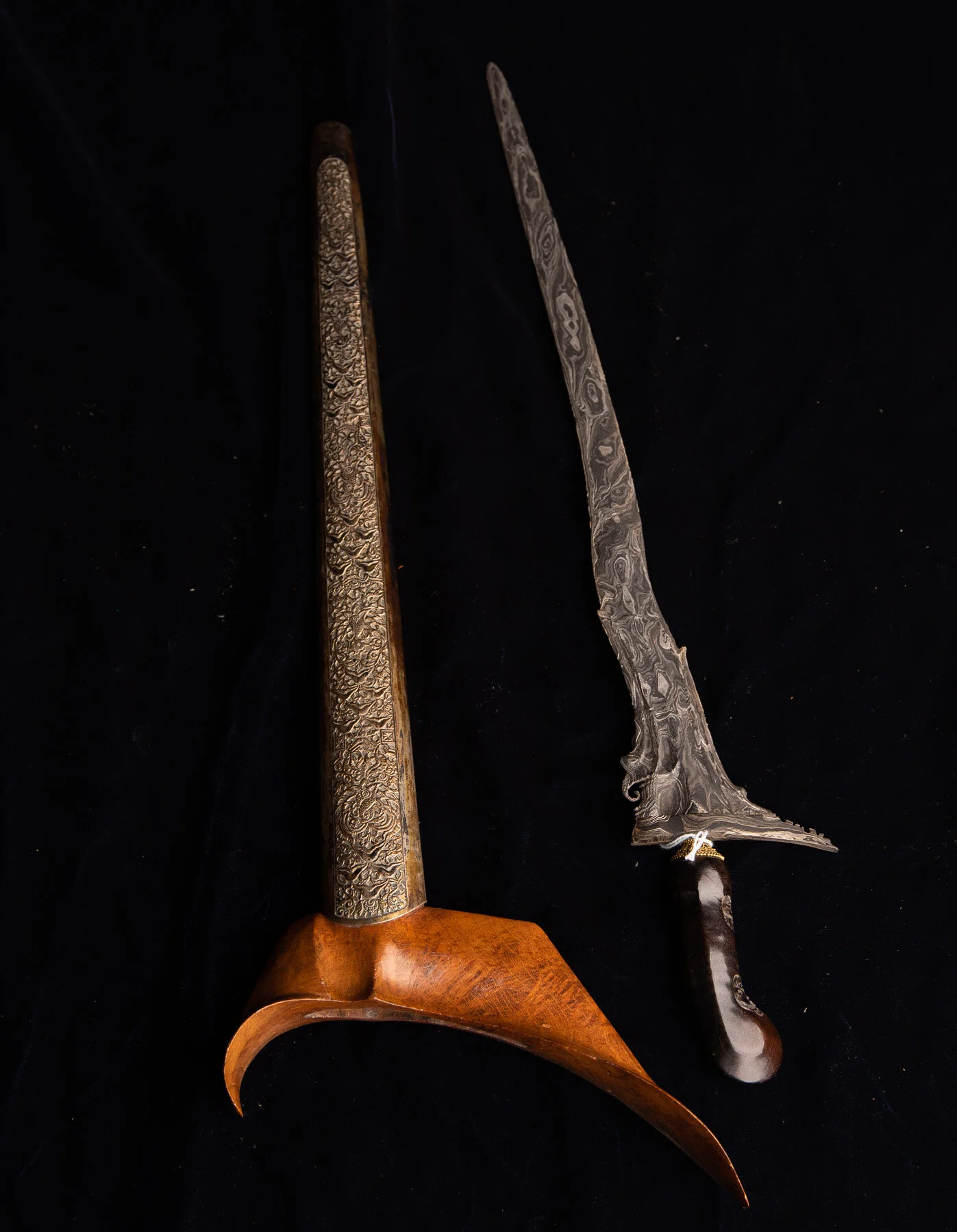 Vintage Javanese Kris w/ Wavy Blade F3141 — Old West Collector
