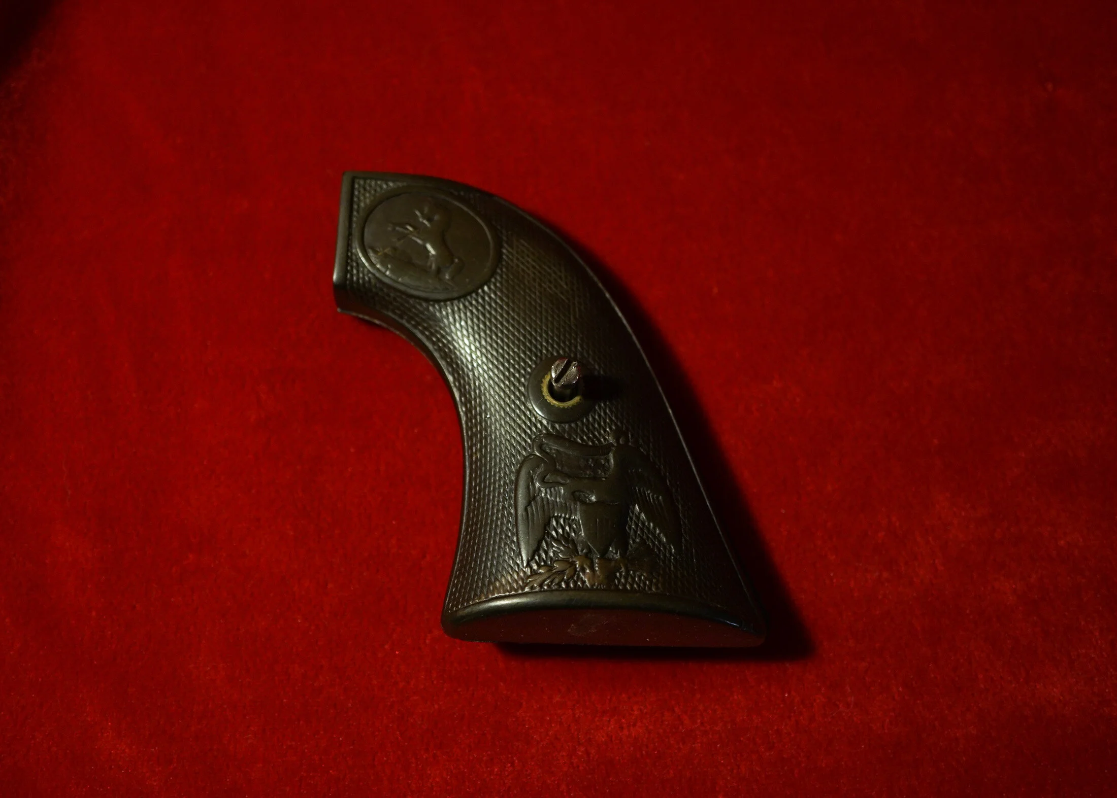 Original 1st Gen Colt SAA Bisley Gutta Percha Grips — Old West Collector