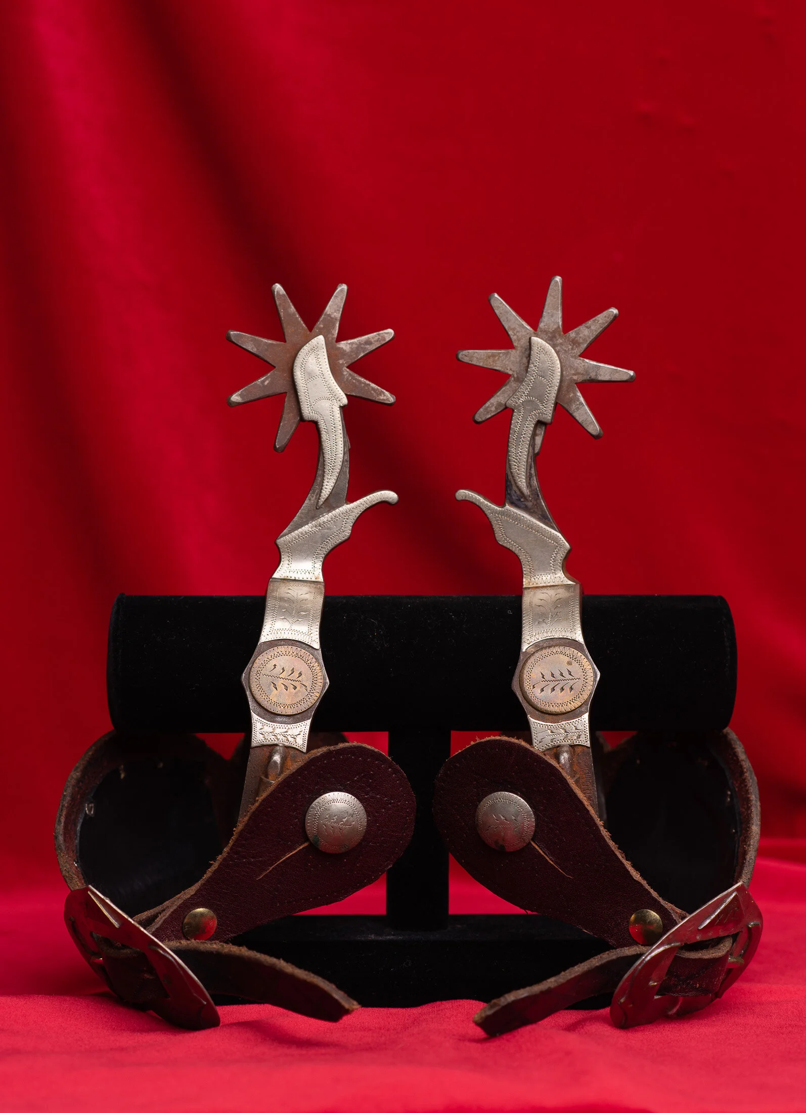 Vintage Double Mounted Silver Gal Leg Spurs F#4883 — Old West Collector