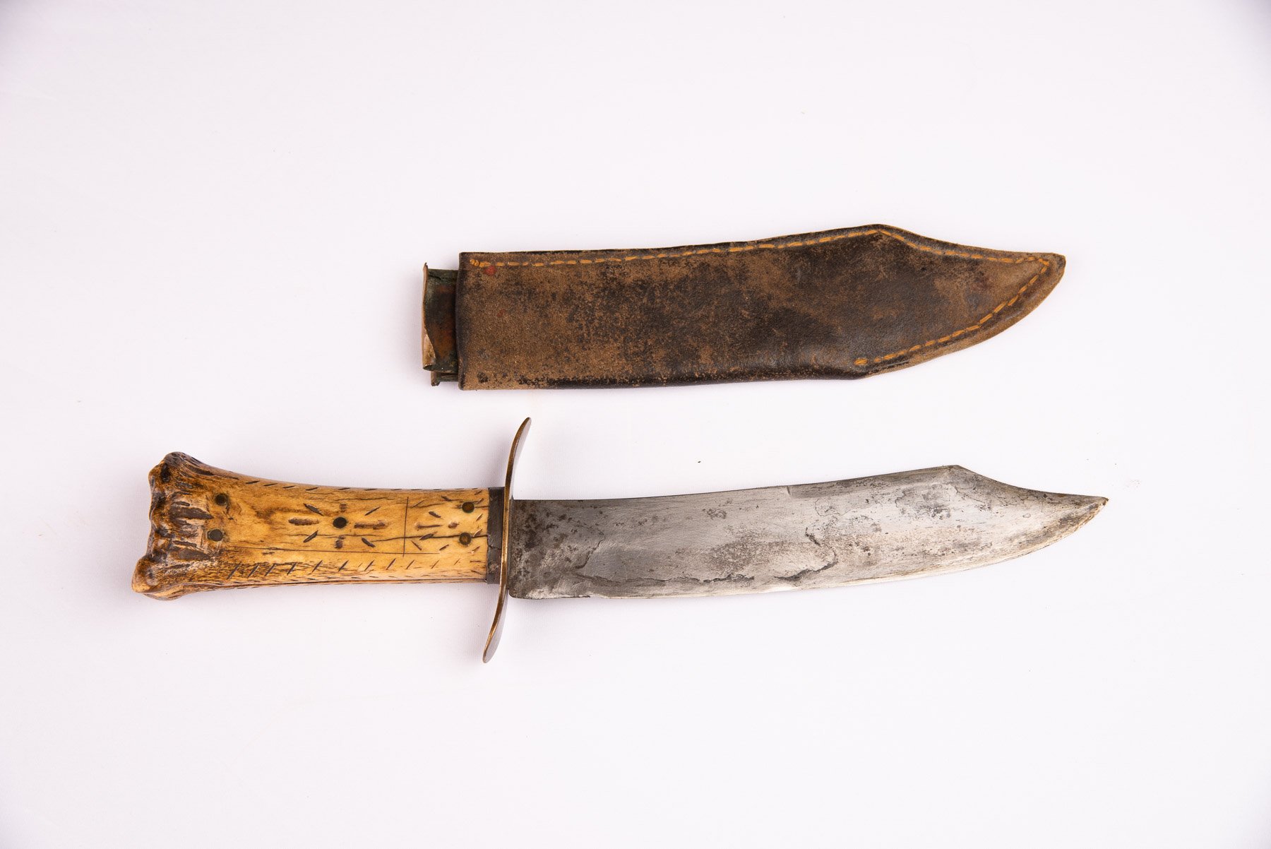 American Primitive Bone-Handled Knife — Old West Collector