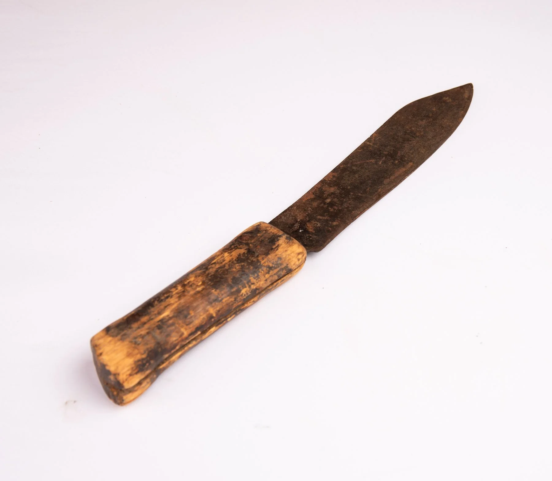 Arms & Militaria — Old West Collector