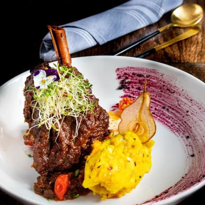 Restaurants — Art on the Avenue