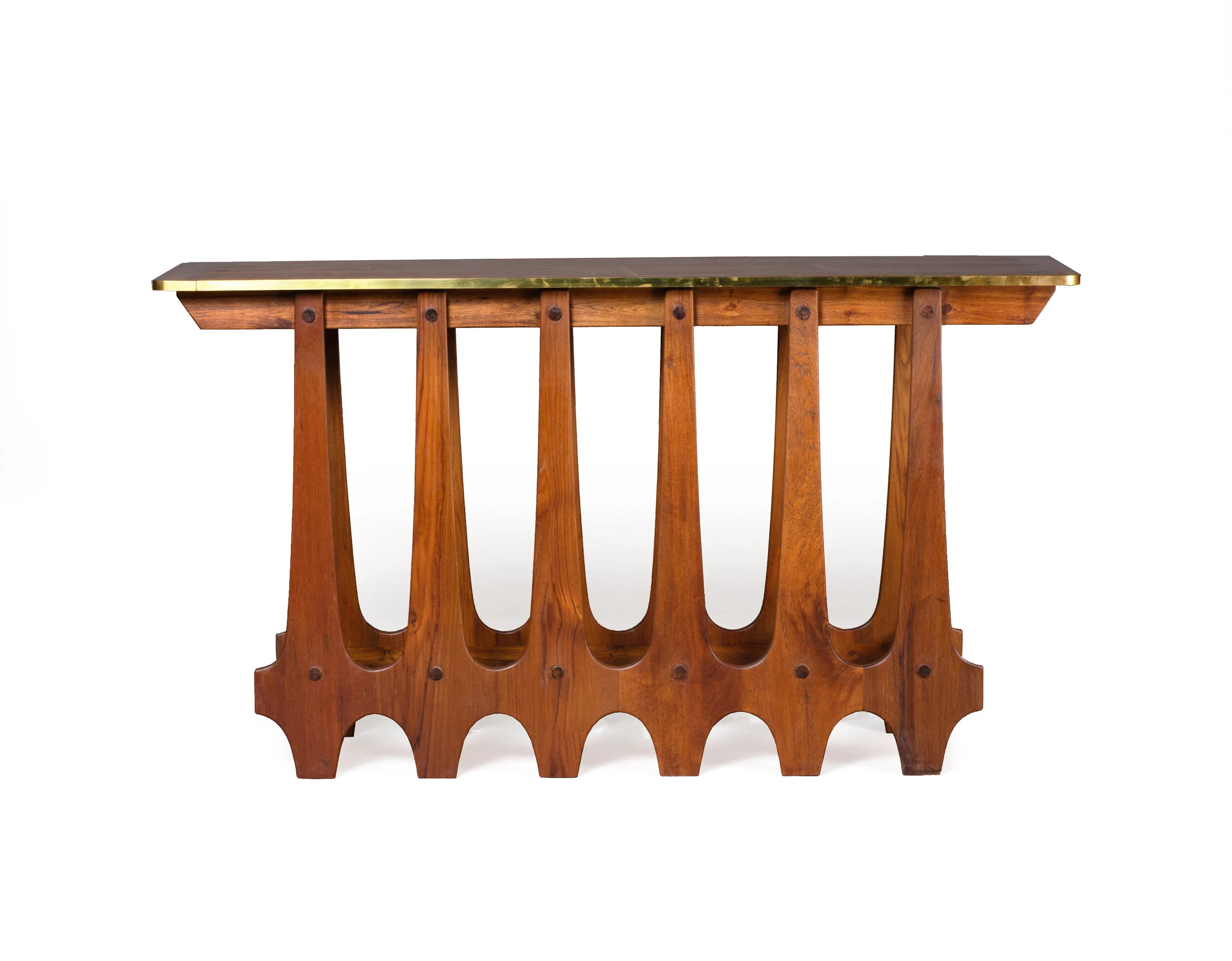 Baro Design India: Handcrafted Furniture & Lighting