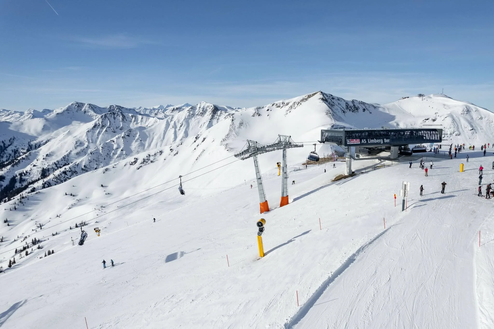 Skicircus Saalbach - 270km Ski Circuit Across 4 Austrian Mountain Villages