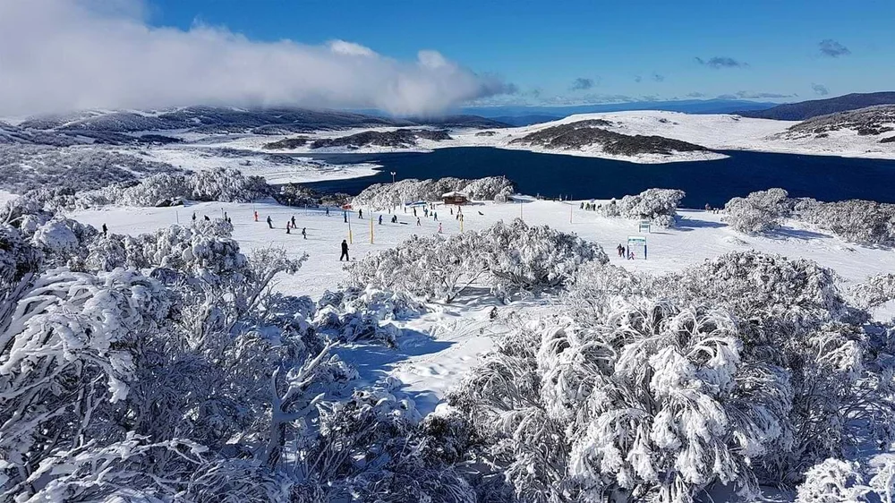 Falls Creek Australia - Lakeside Alpine Skiing