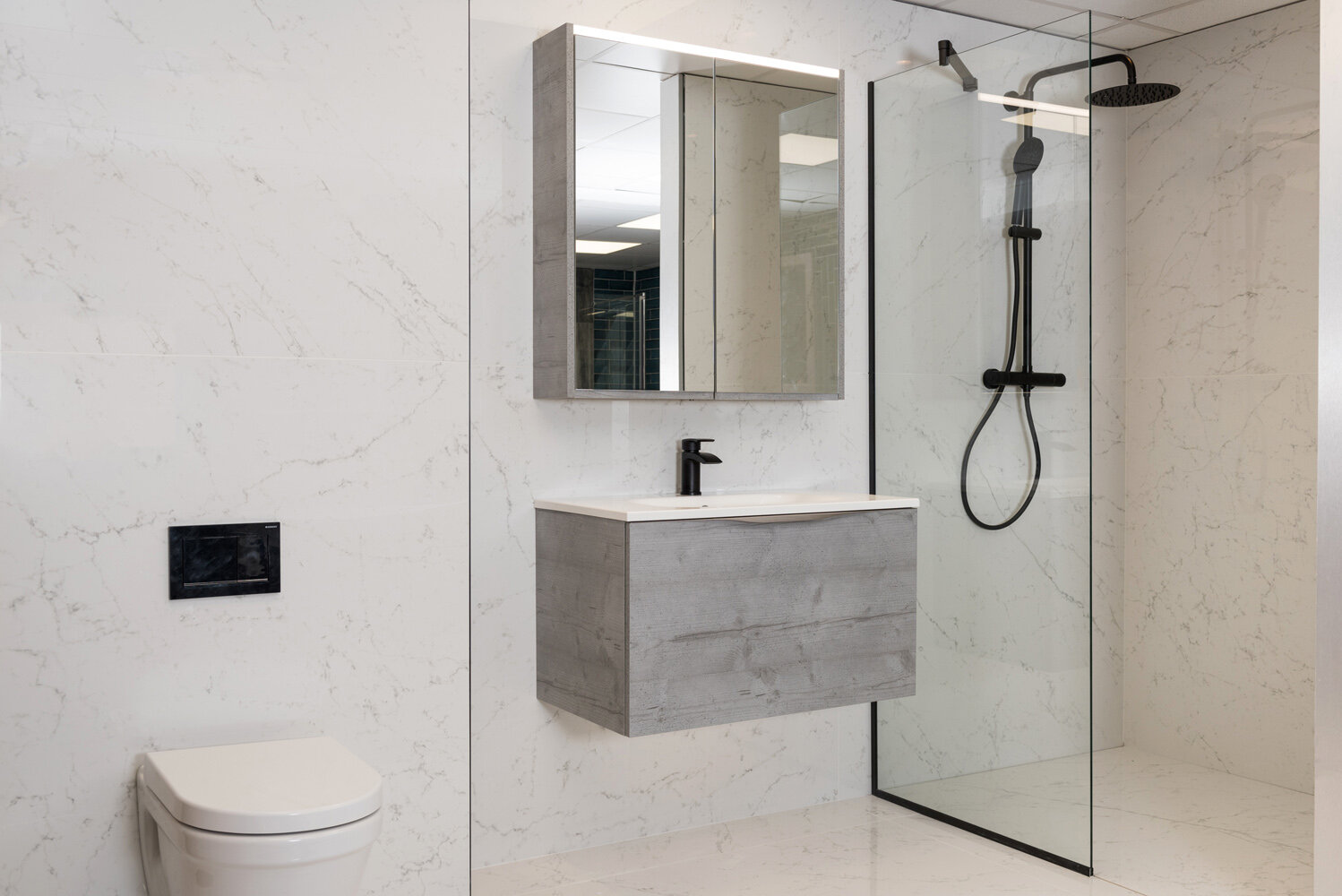 Drumquinna | Toilet Flush Plate — Qualitile - Tiles & Bathrooms