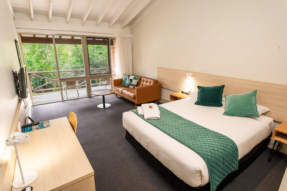 Avoca Beach Accommodation - Avoca Beach Hotel