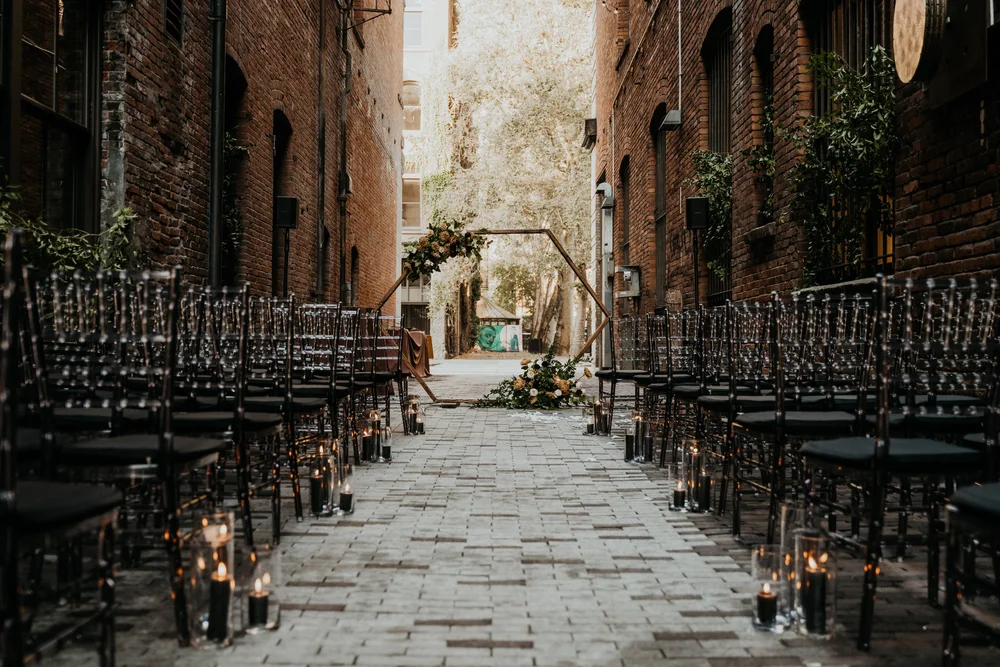 A NOLA-inspired fall wedding at Axis Pioneer Square — The Bubbly Soirée ...