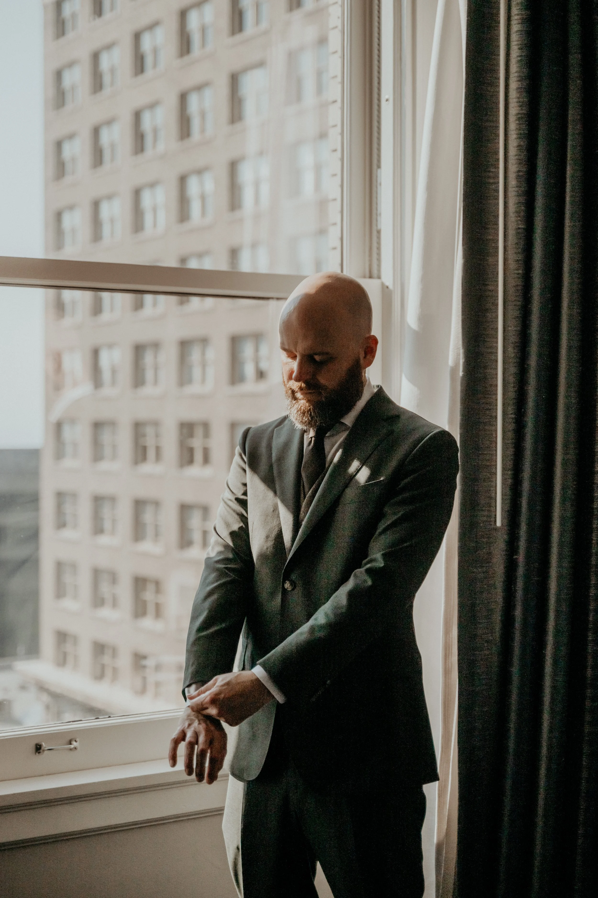 A NOLA-inspired fall wedding at Axis Pioneer Square — The Bubbly Soirée ...