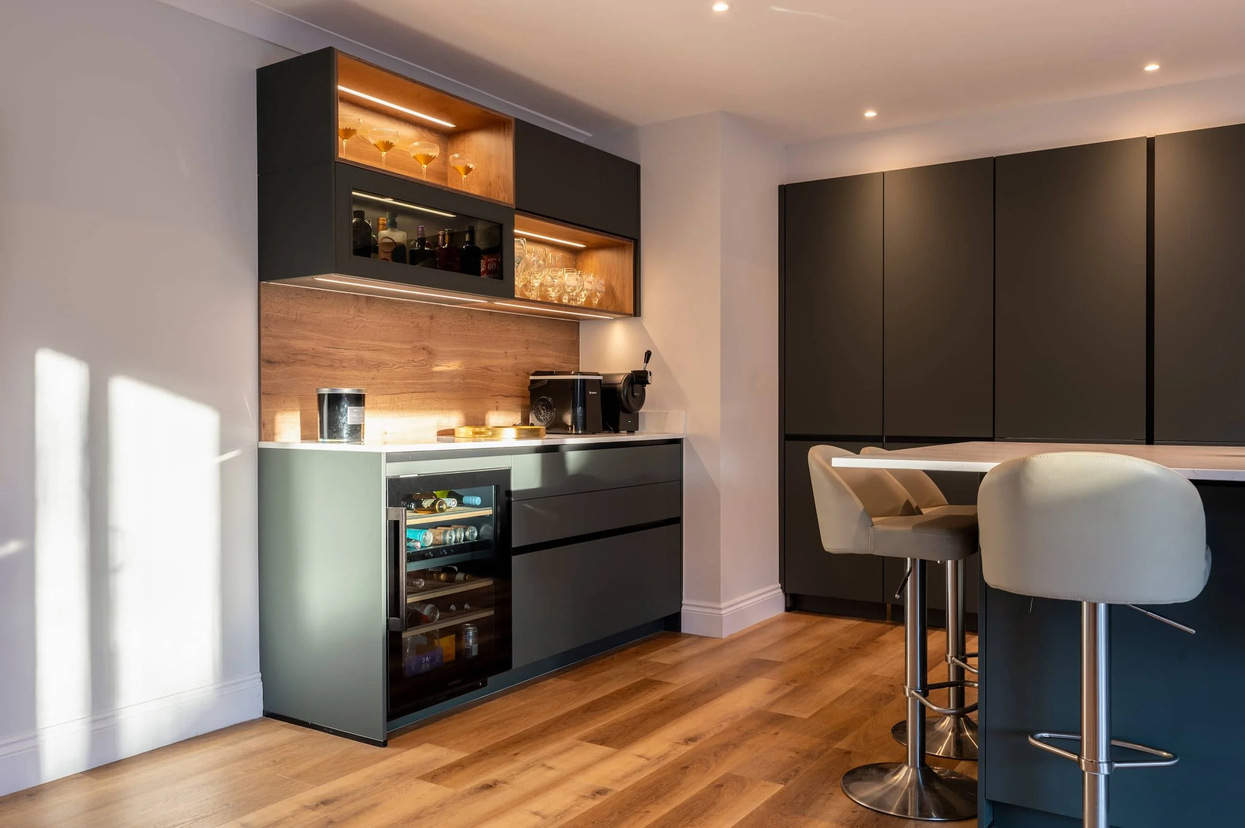 Matt Green Handleless Kitchen in Redbourn | Audus Kitchens