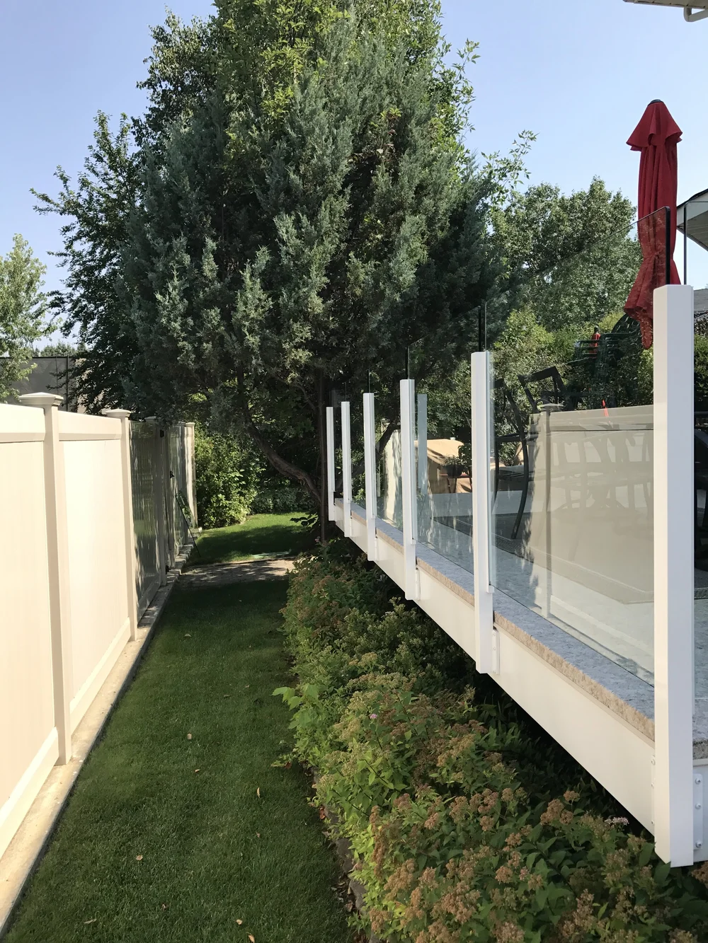 FASCIA MOUNTED GLASS RAIL — Railpro