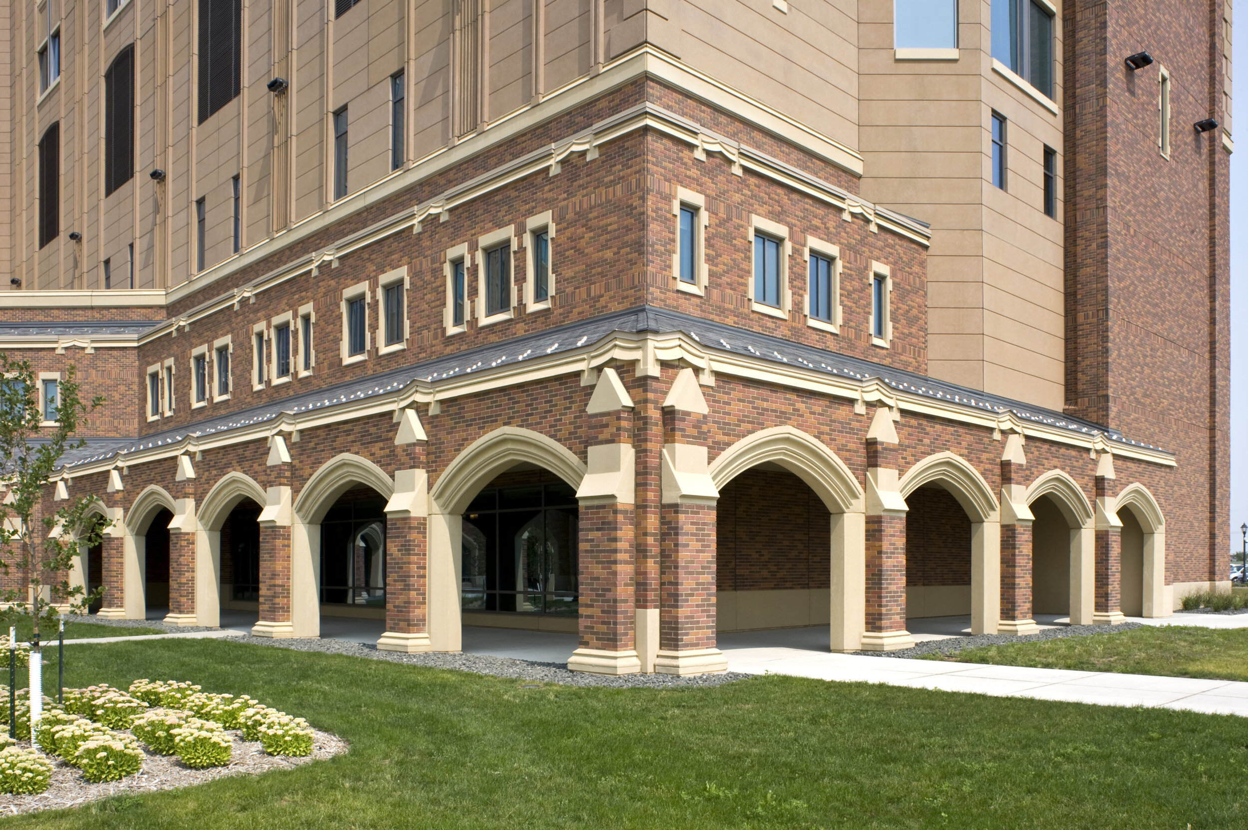 Solutions Overview — Dynamic Color Solutions