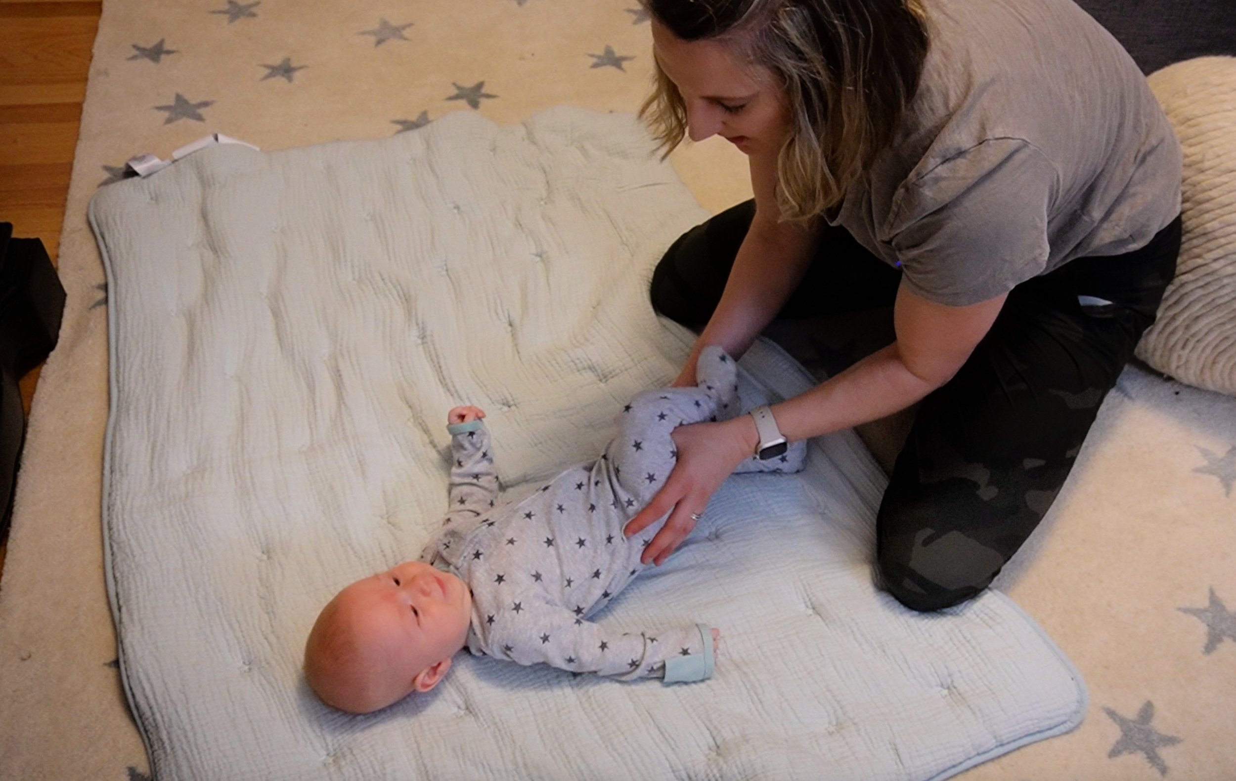 Tummy Time and Learning to Roll Book — Physical Therapist-led Proactive ...