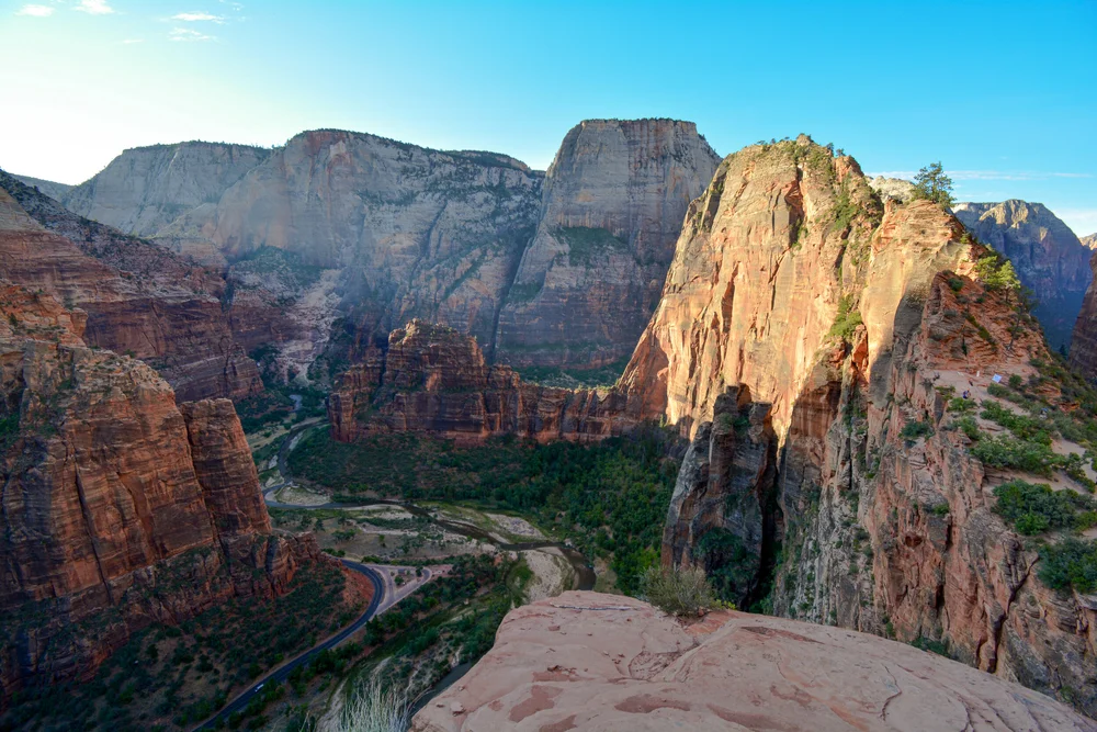 Hiking Paradise: Exploring Zion National Park's Breathtaking Canyons