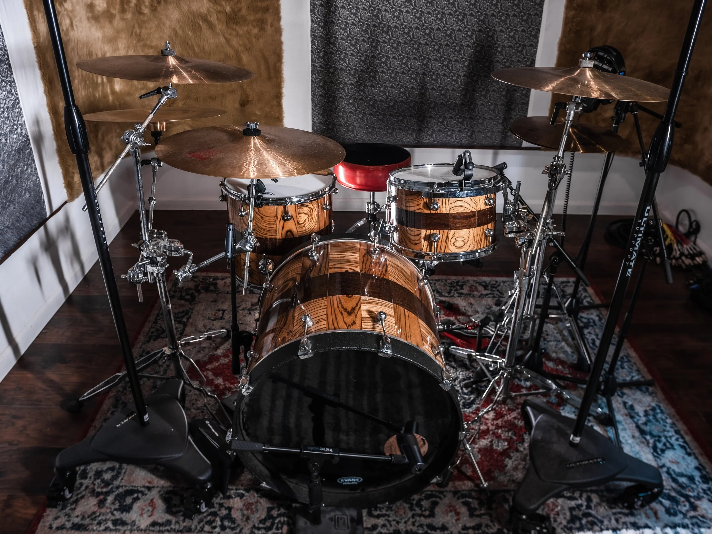 Los Angeles Sound Studios & Vocal Booths | Rap Recording Studio