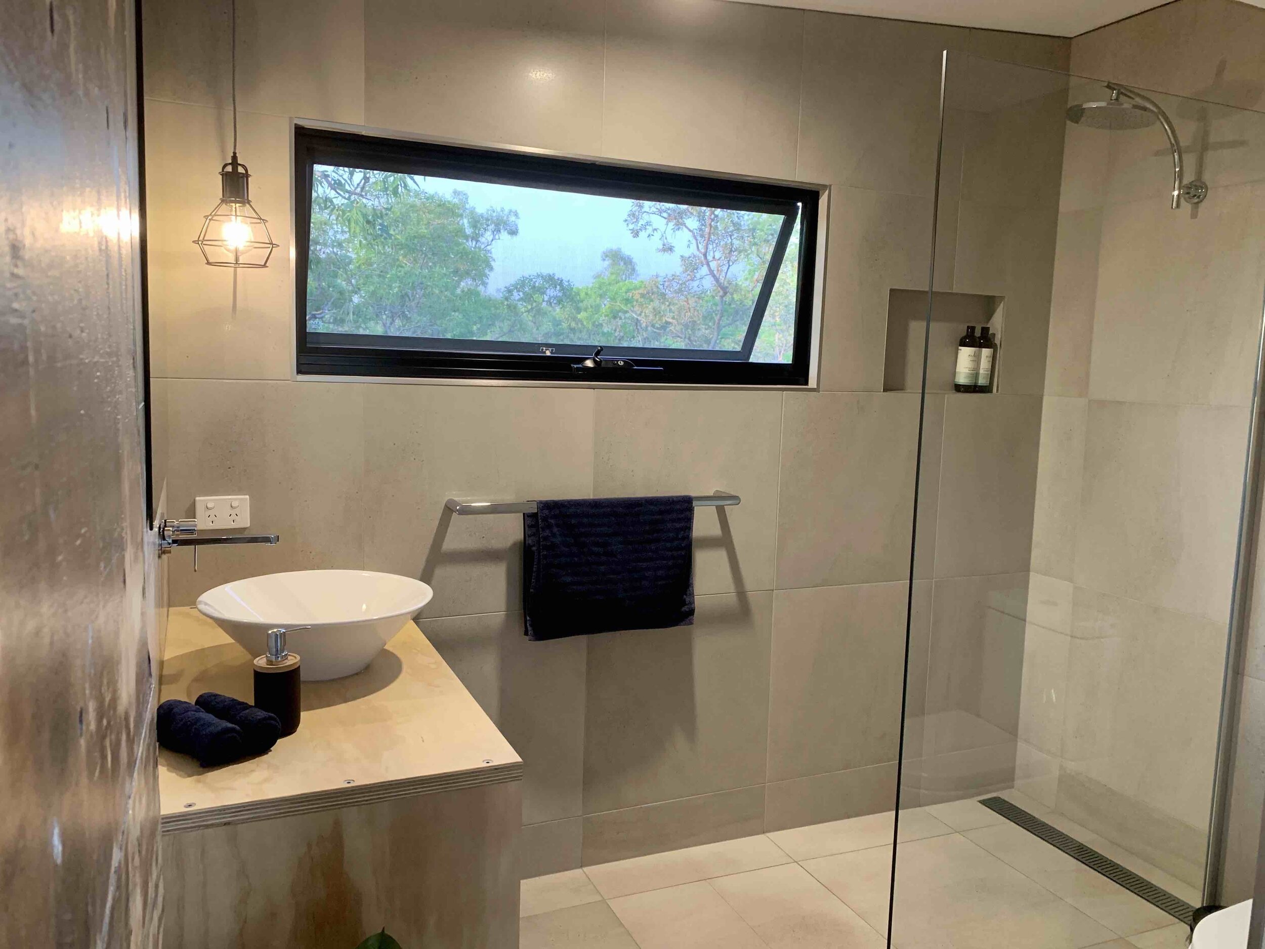 Tolmer — Hideaway Litchfield