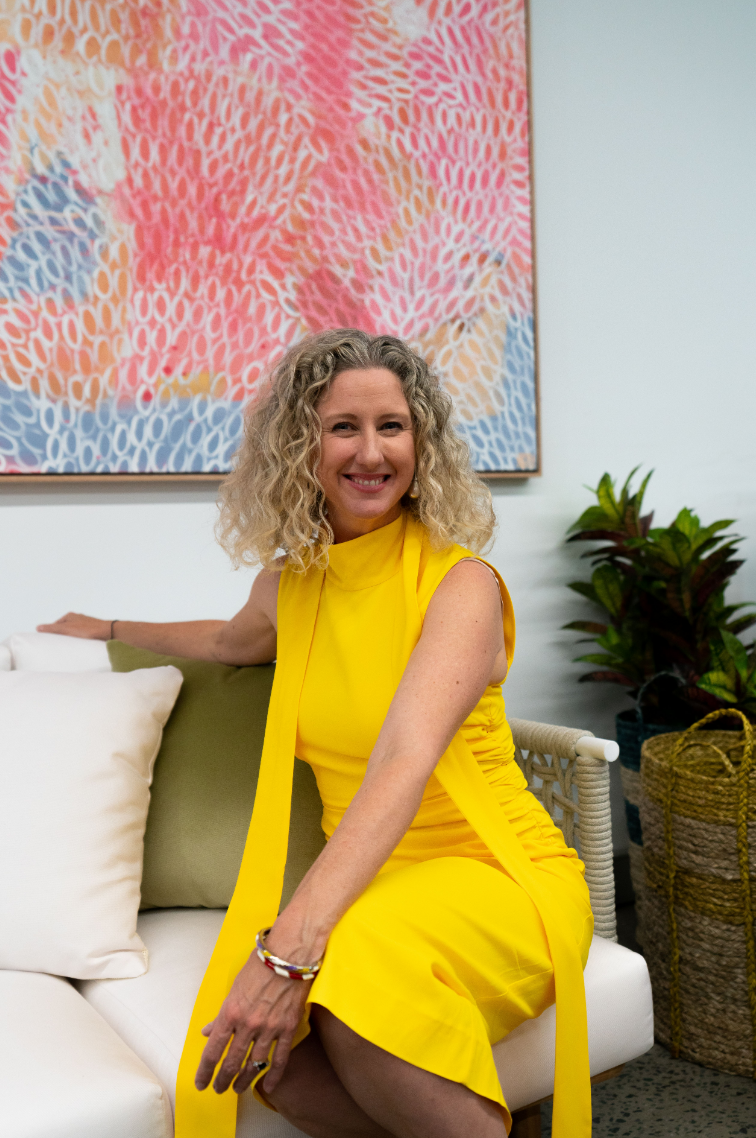 Bio — Sarah Daly Art | Beautiful Commission Art