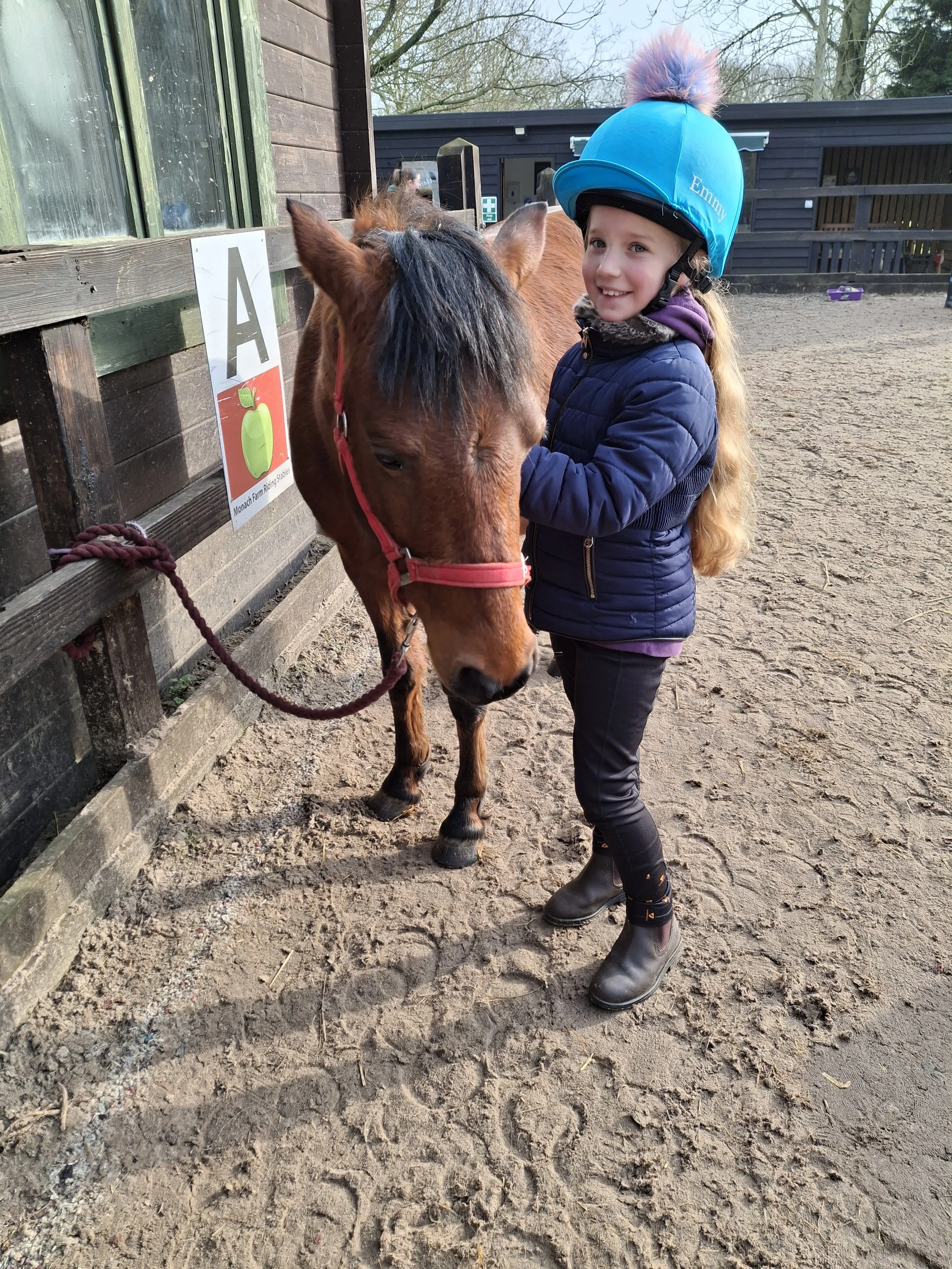 Monach Farm Horse Riding Stables