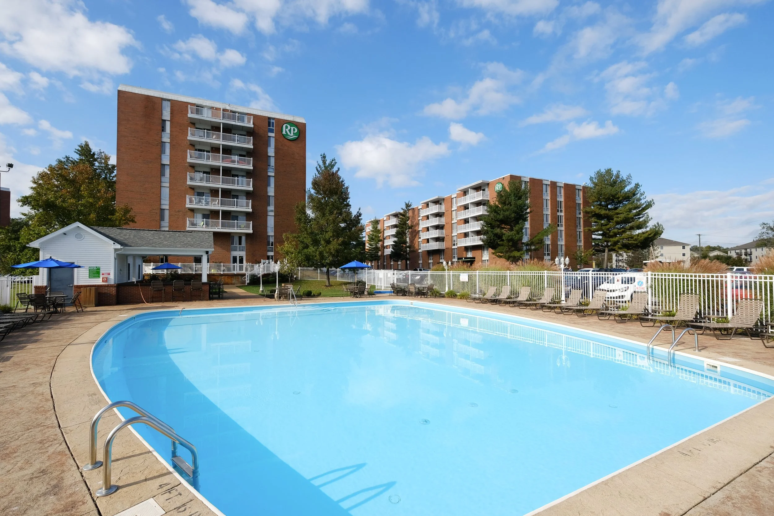 Photos — River Park Apartments