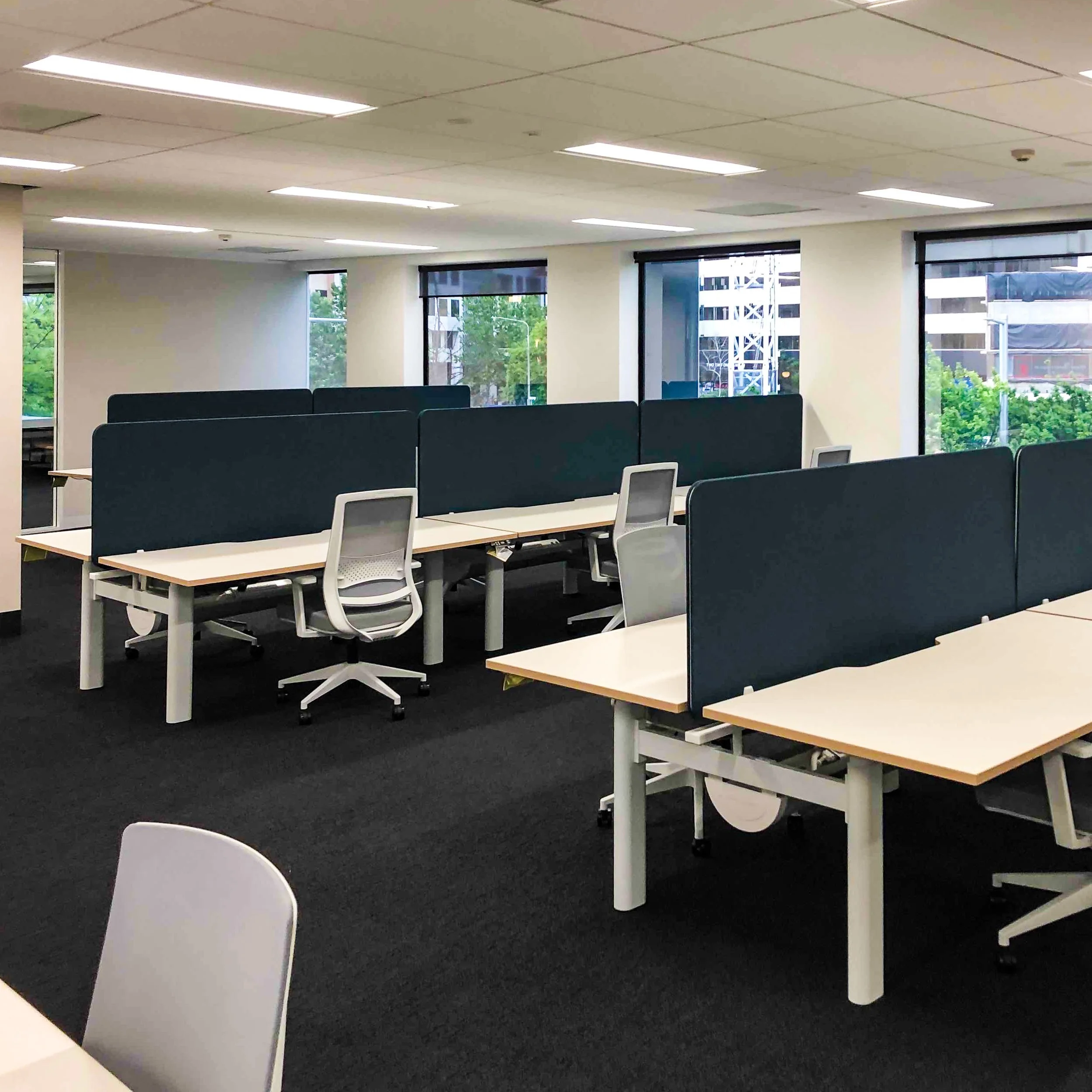 TRAX_t workstation soft wiring management system — klaro industrial design