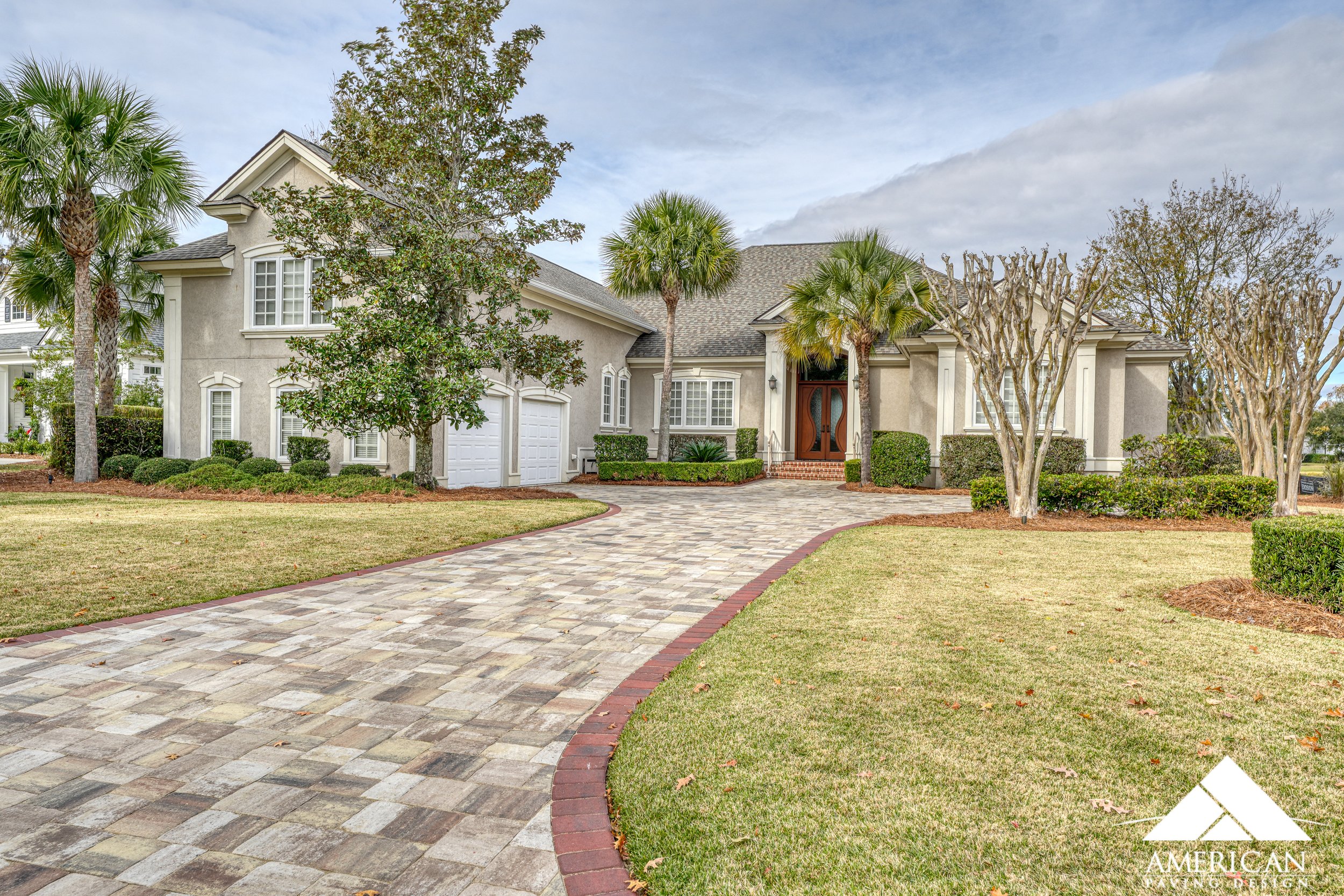 Solar Driveway Lights | Paver Driveway Ideas — American Paving Design