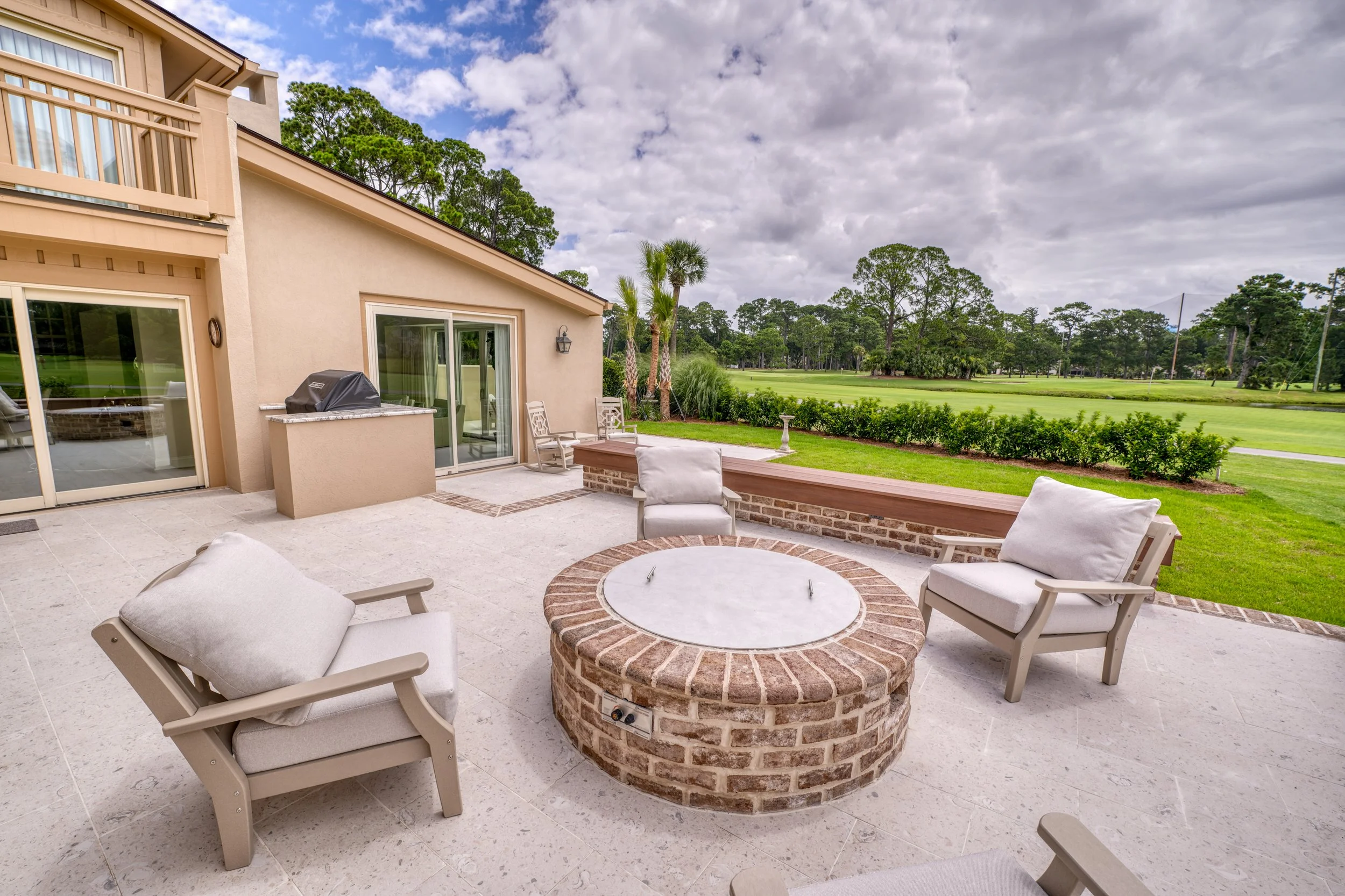 Savannah Grey Brick | Patio Designs — American Paving Design