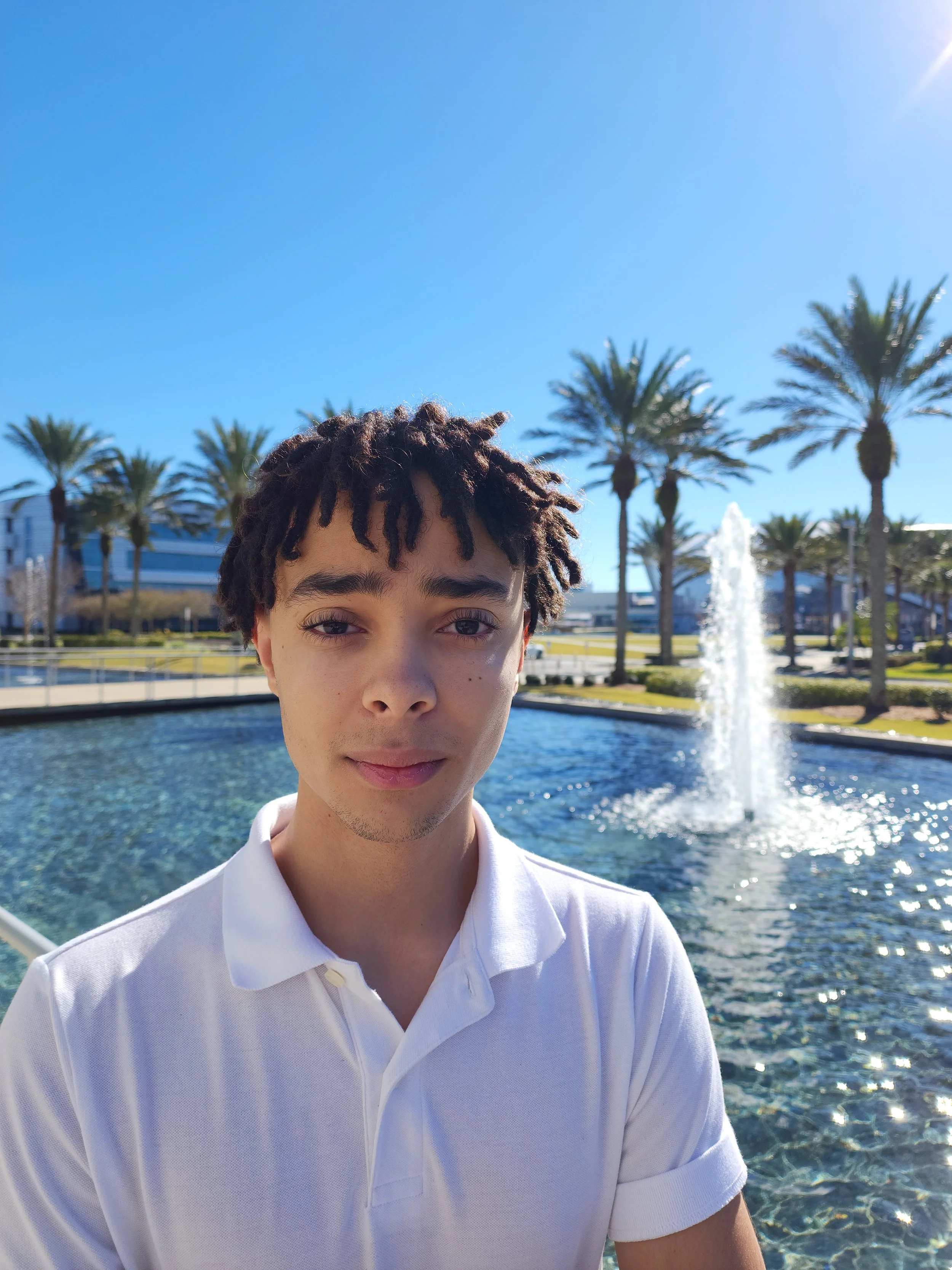 Xavier Goewey — Patti Grace Smith Fellowship