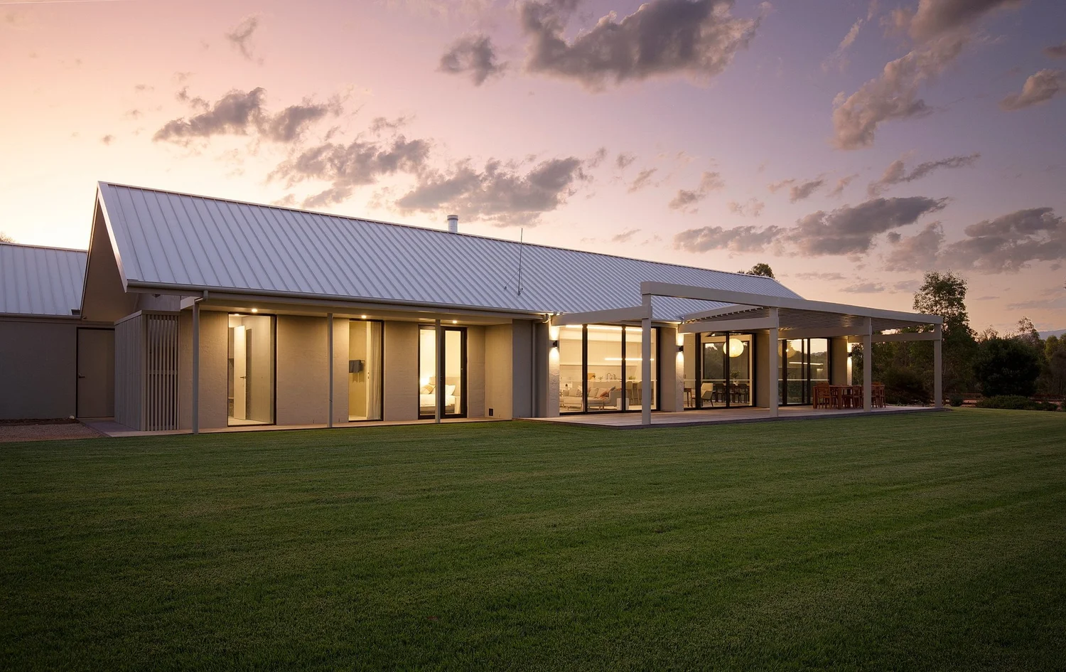 Polo House - Tranquil holiday home in Strath Creek | Borland ...