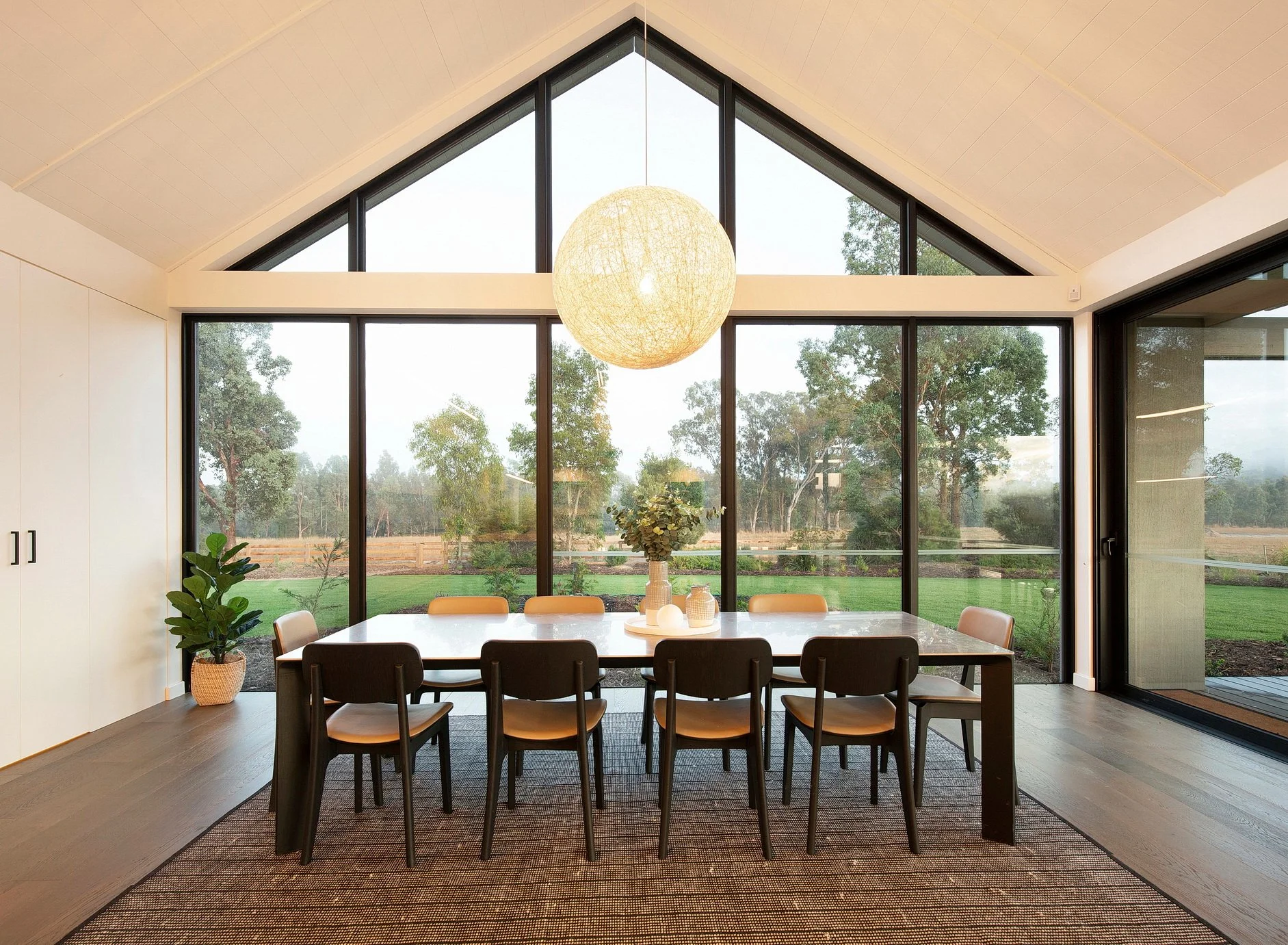 Polo House - Tranquil holiday home in Strath Creek | Borland ...