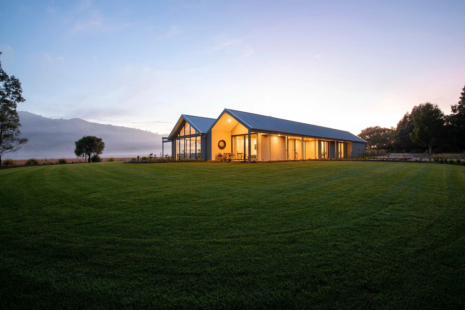 Polo House - Tranquil holiday home in Strath Creek | Borland ...