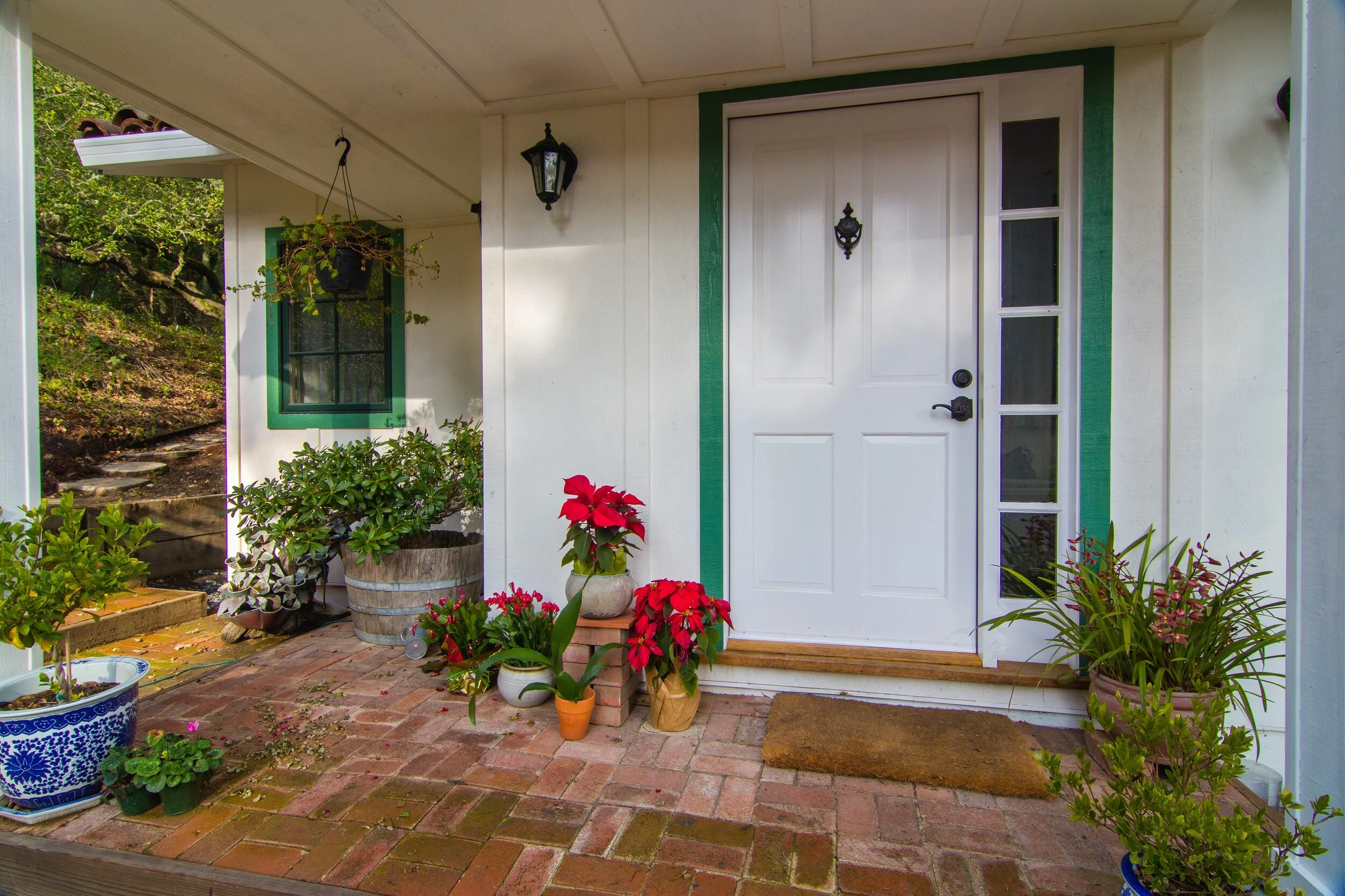 Building an ADU and family compound for multigenerational living — New ...