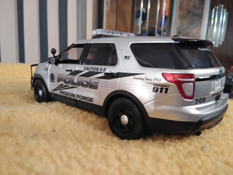 Pigeon Forge, TN Police Department — Cardinal Police Diecast