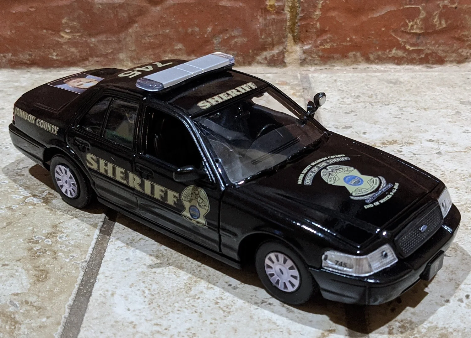 CVPI Hubcaps — Cardinal Police Diecast