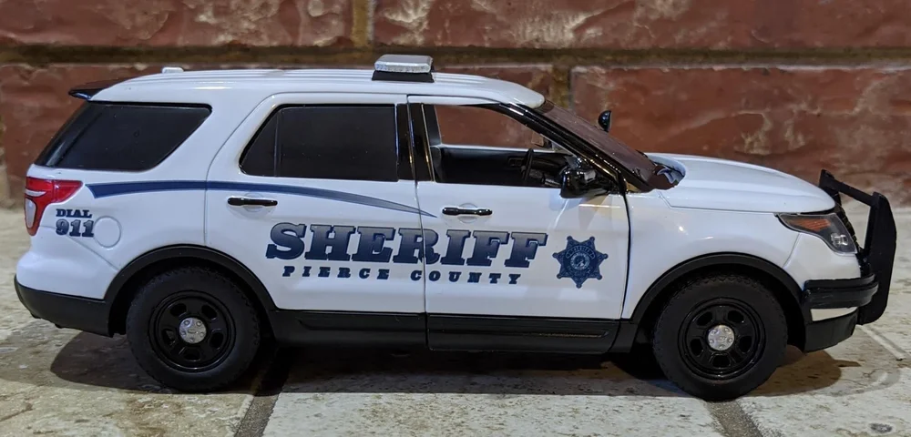 Pierce County, WA Sheriff's Office — Cardinal Police Diecast