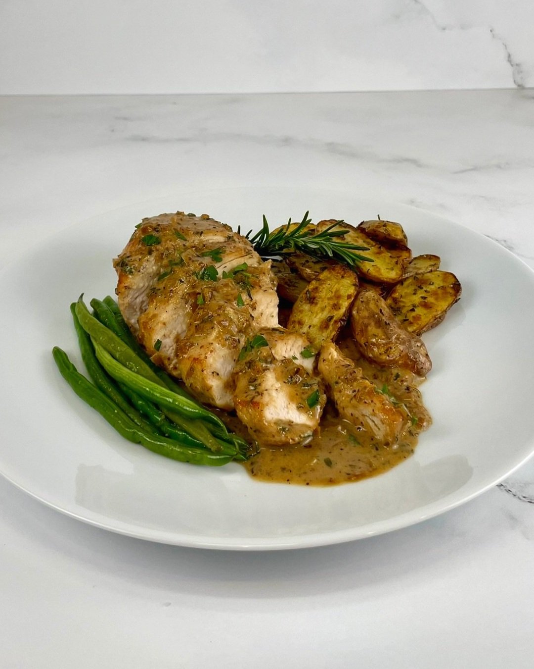 CHICKEN DIJON (POULET DIJONNAISE) - French recipe! — Prep My Recipe