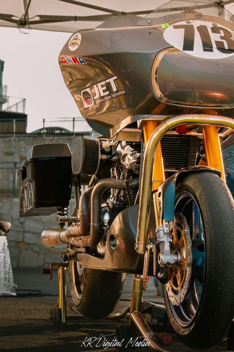 Mission King Of the Baggers — Johnson Engine Technology