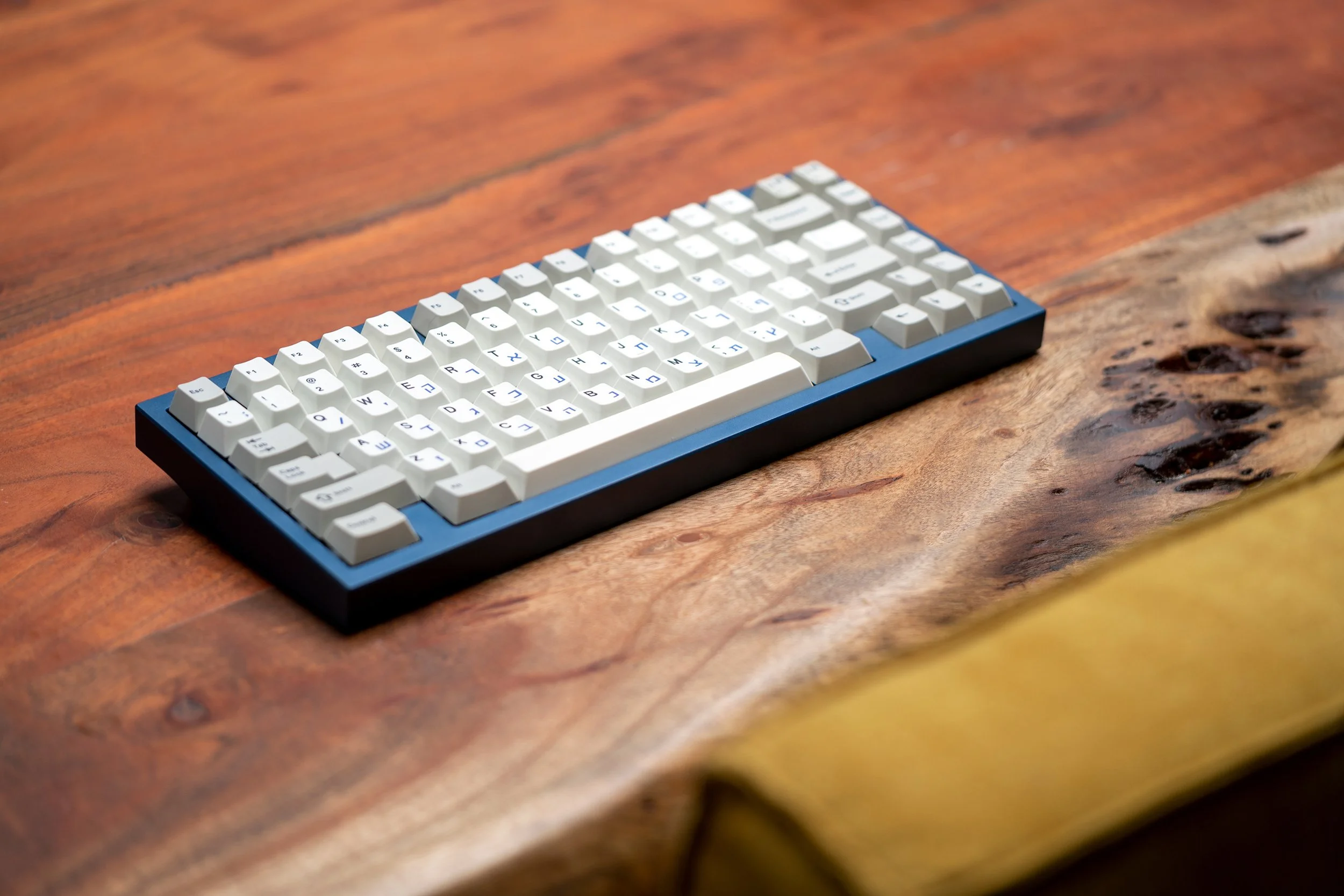 AELLA — Alchemist Keyboards