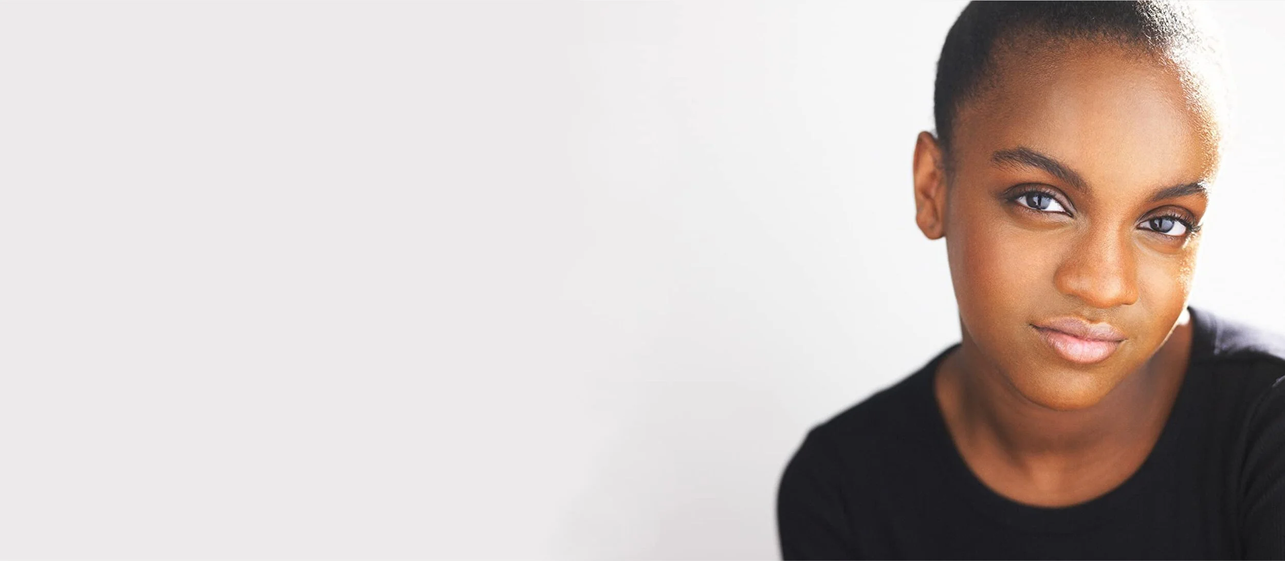 ABOUT CHLOE — CHLOÉ BRYAN