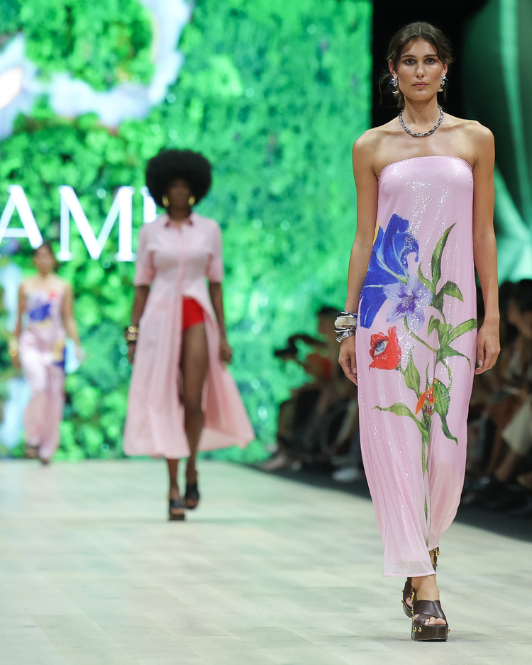 Resort Glam Runway — PayPal Melbourne Fashion Festival