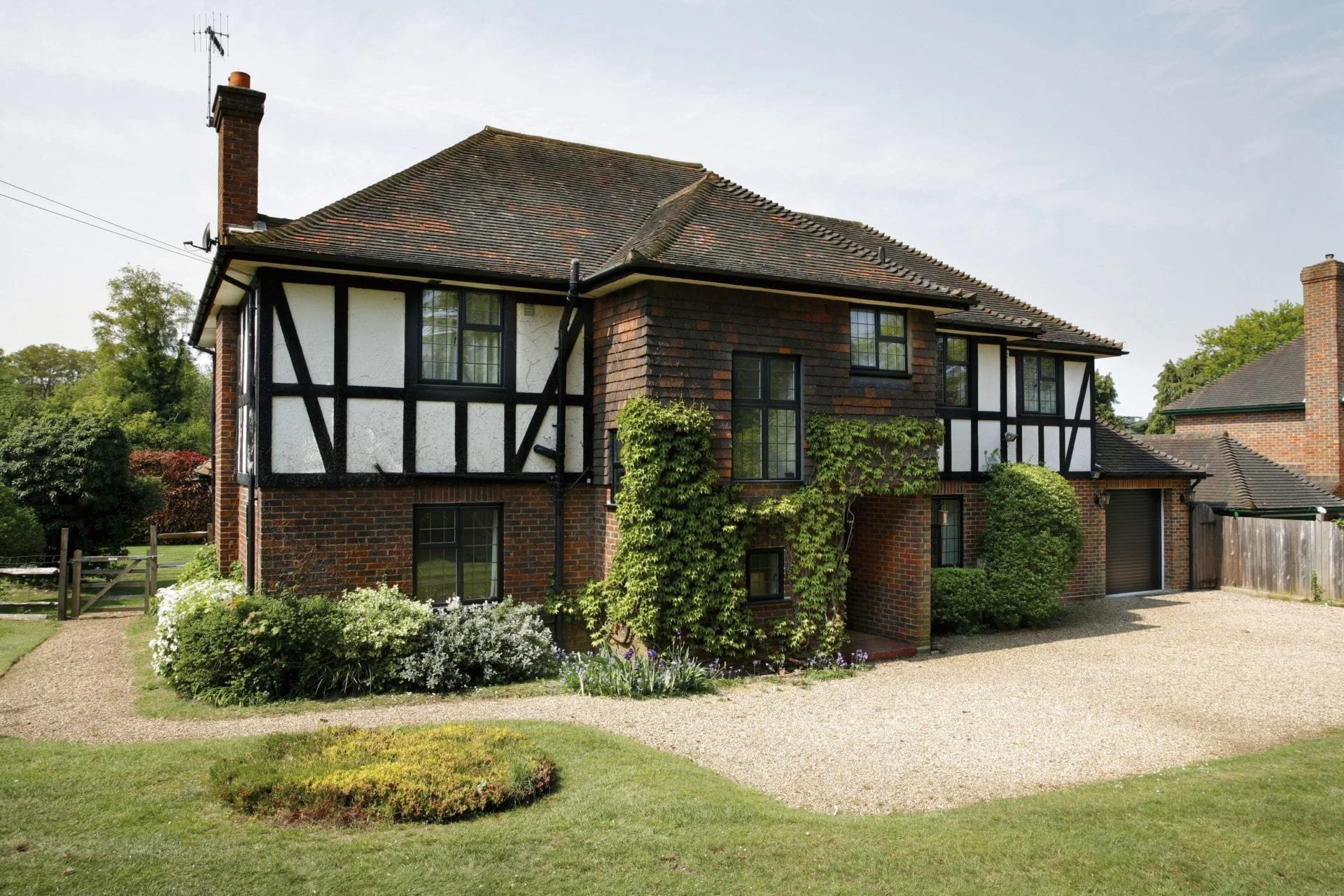PVC & Aluminium Windows | Casement & Flush Sash | External Doors Online