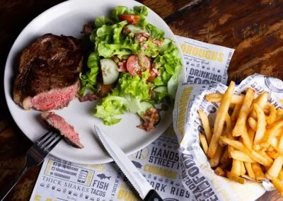 5 Boroughs: Burgers Bar & Grill