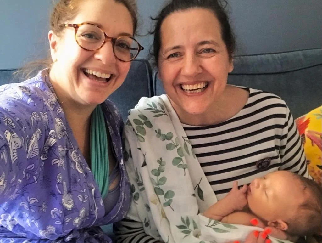 Postnatal doula in Surrey UK - Zara de Candole expert doula — doulabud